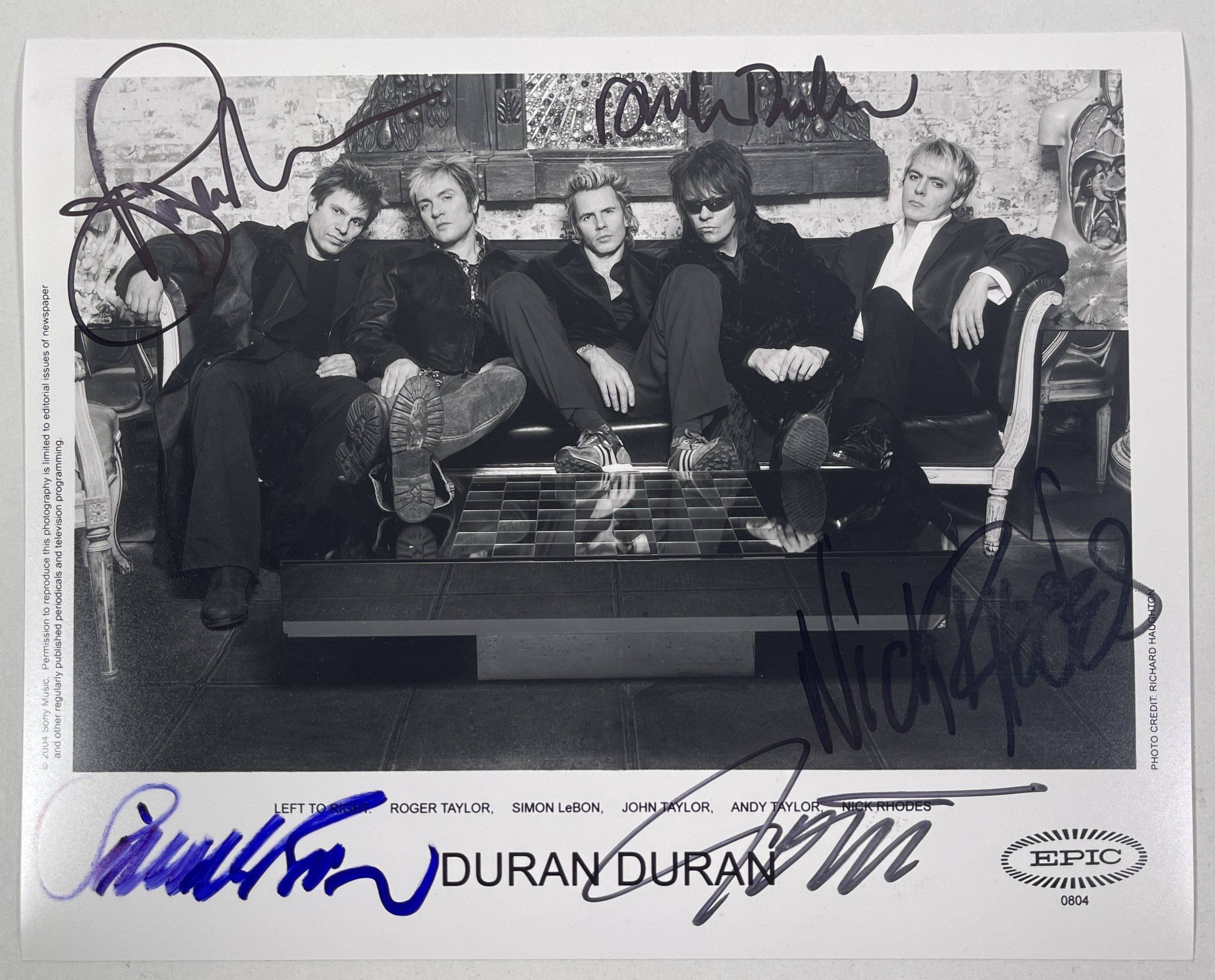 Lot 313 - DURAN DURAN - SIGNED PROMOTIONAL PHOTO.
