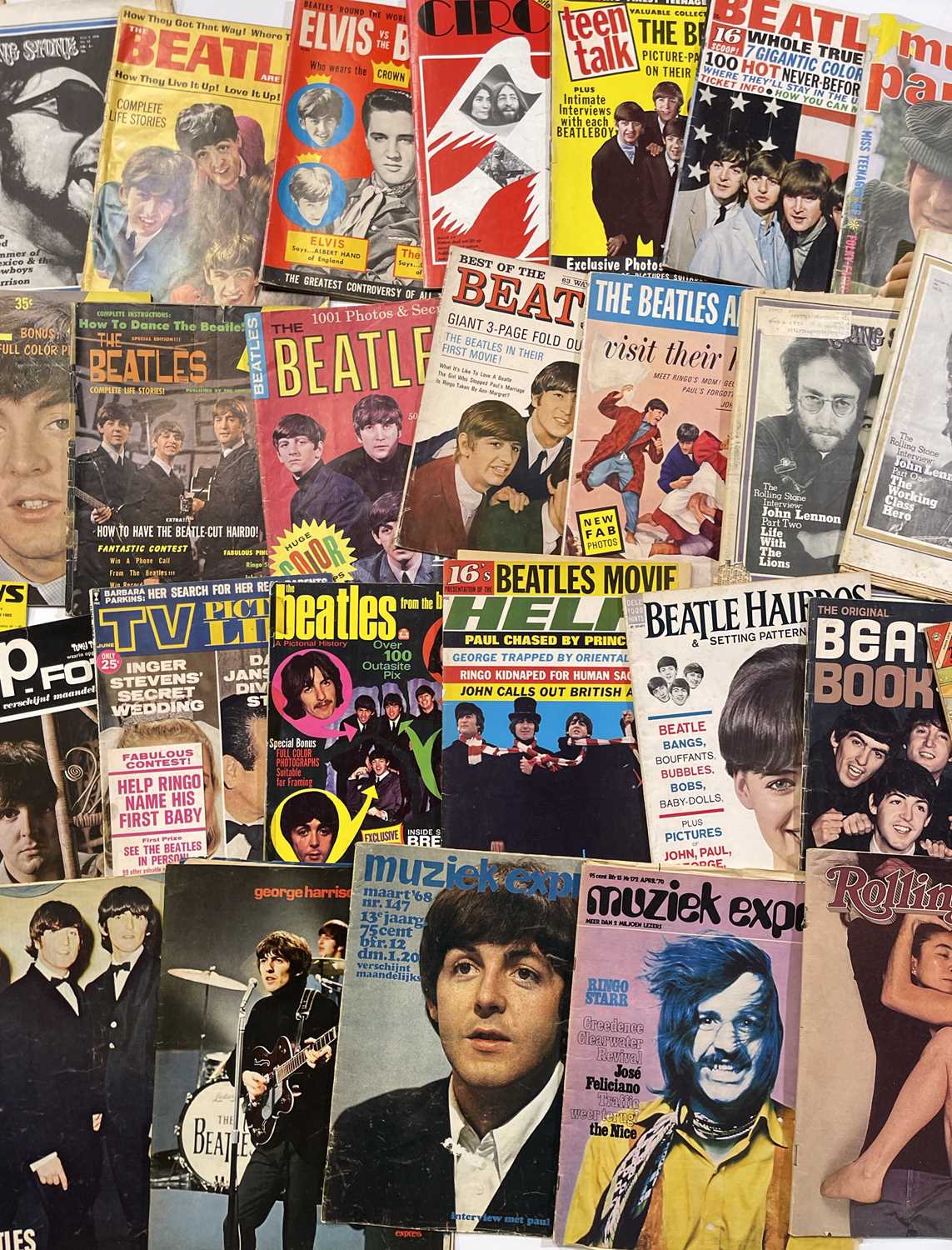 Lot 130 - THE BEATLES - COLLECTION OF MAGAZINES INC