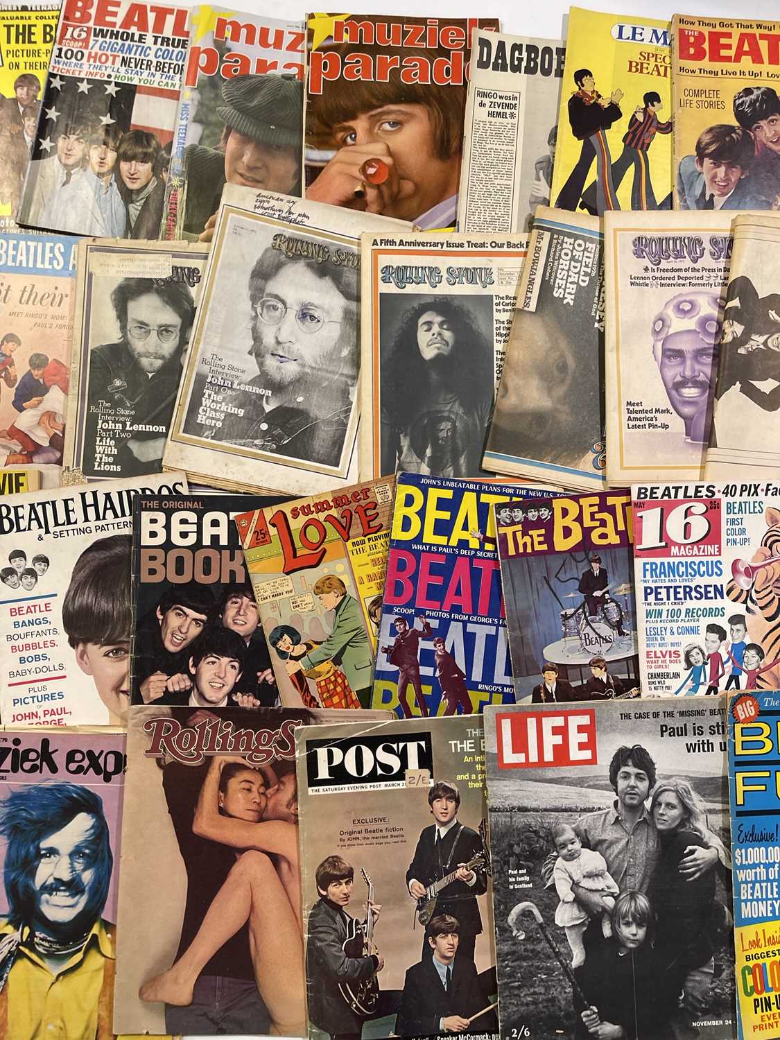 Lot 130 - THE BEATLES - COLLECTION OF MAGAZINES INC
