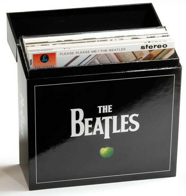 Lot 16 - THE BEATLES - THE BEATLES LP BOX SET (14