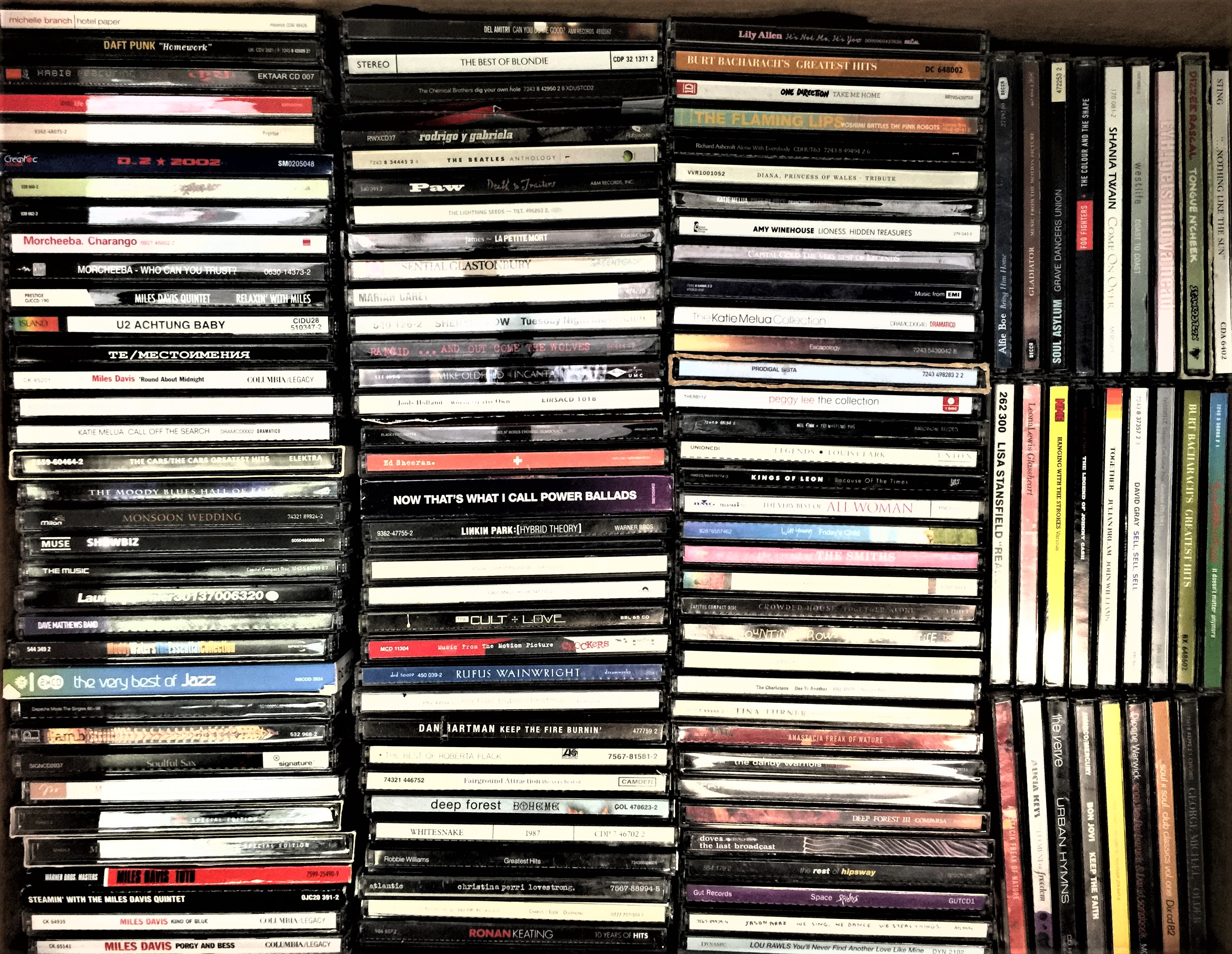 Lot 740 - Classic Rock & Pop - CD Collection