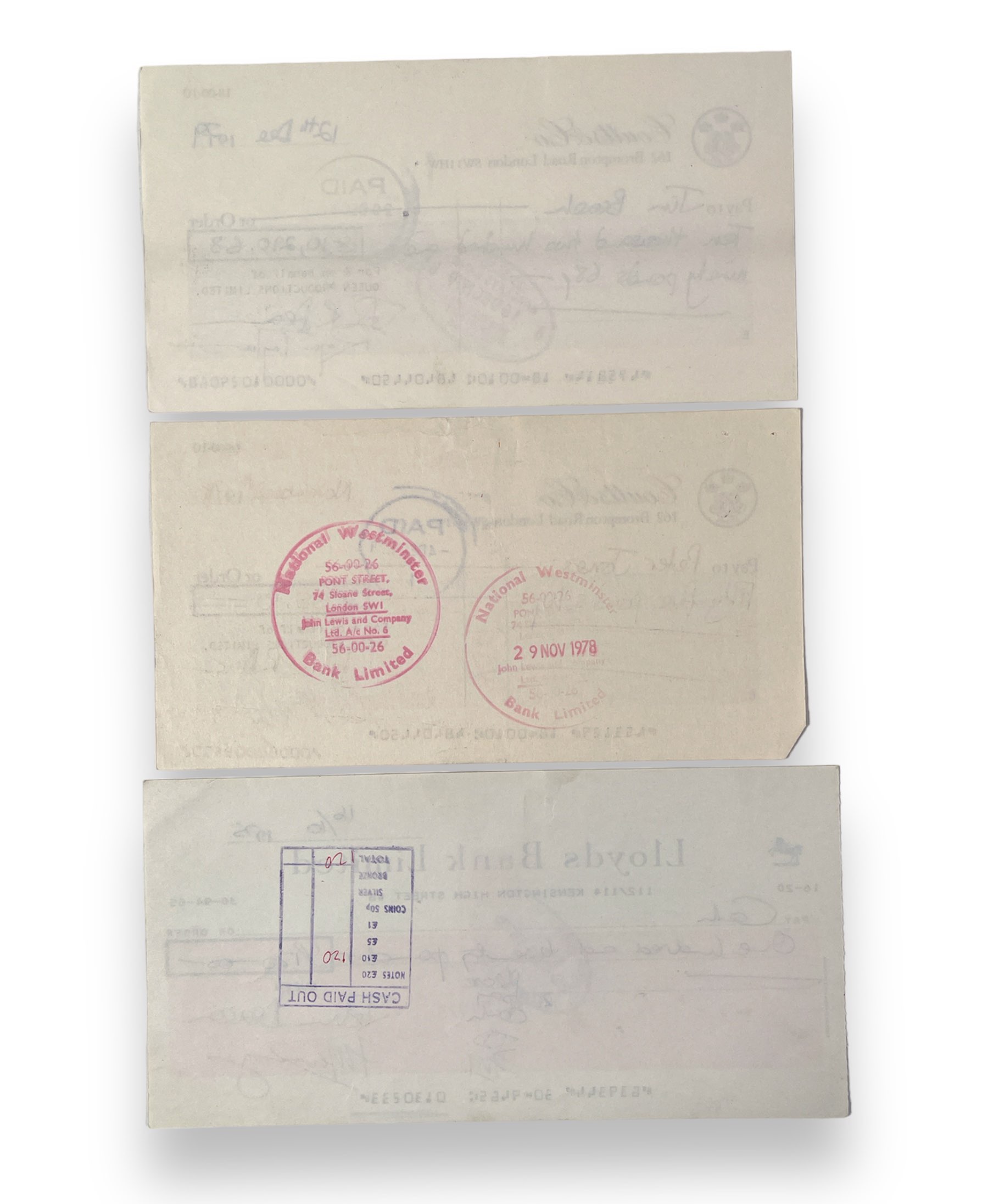 Lot 417 - QUEEN - A SET OF THREE C 1970S CHEQUES