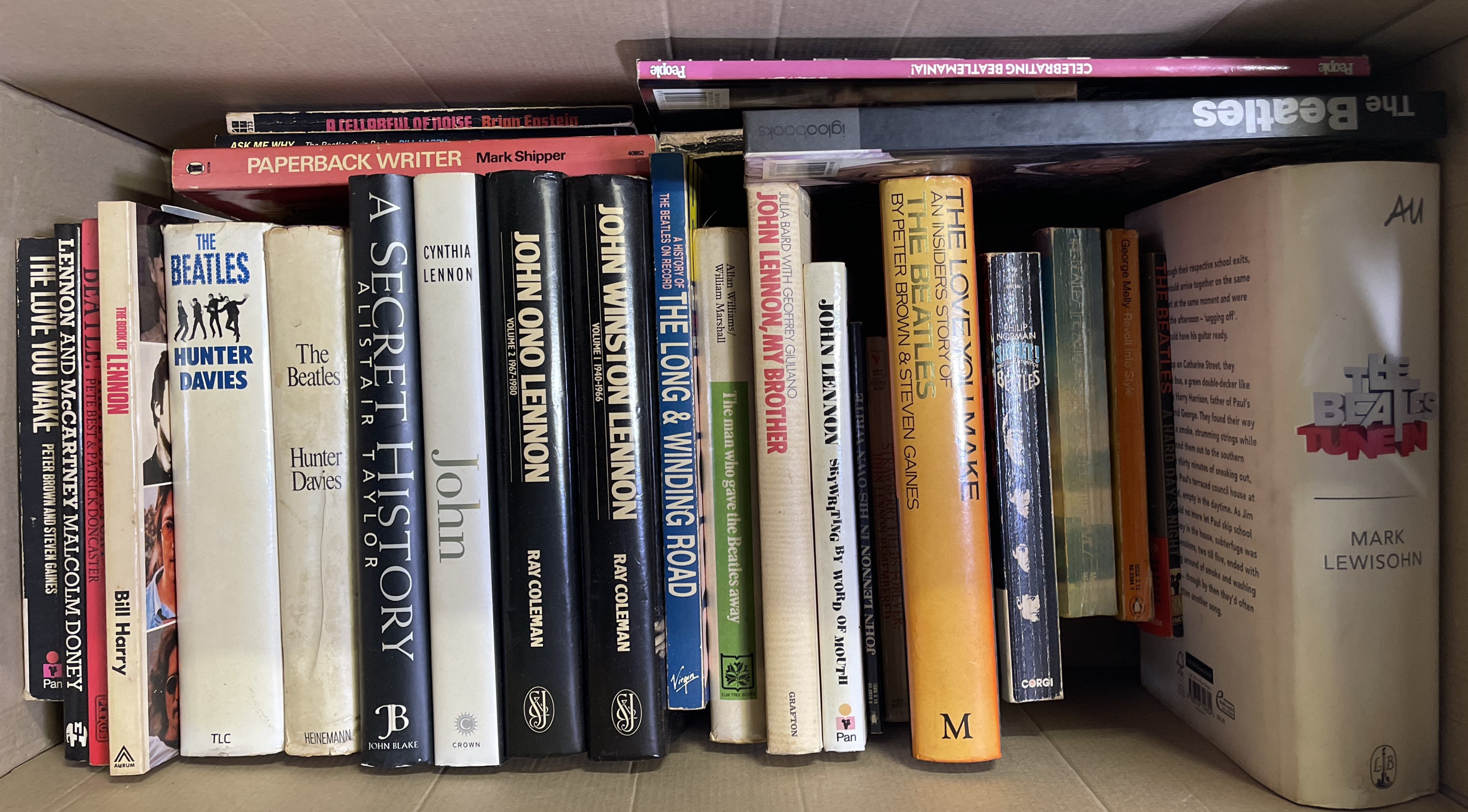 Lot 395 - THE BEATLES - BOOK, POSTER AND MEMORABILIA