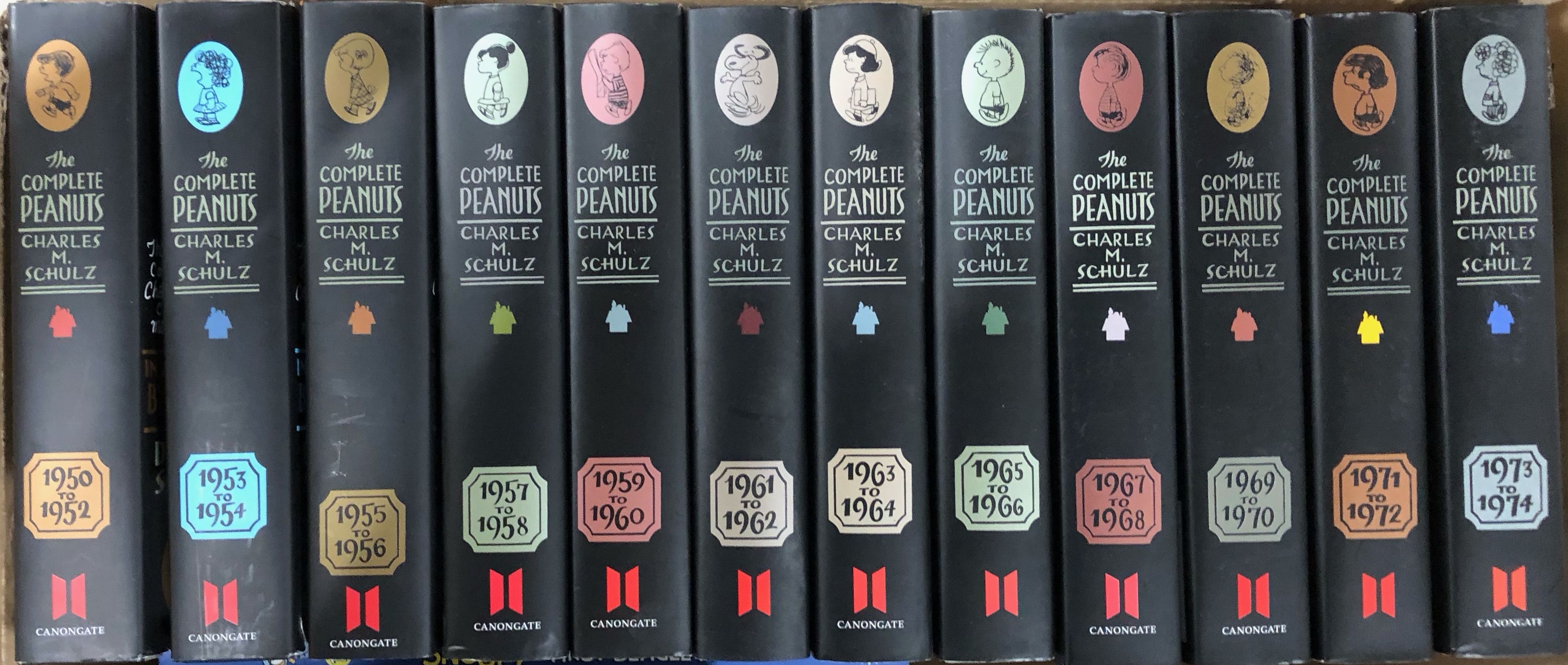 Lot 28 - SNOOPY - COMPLETE PEANUTS COMICS 1950-2000