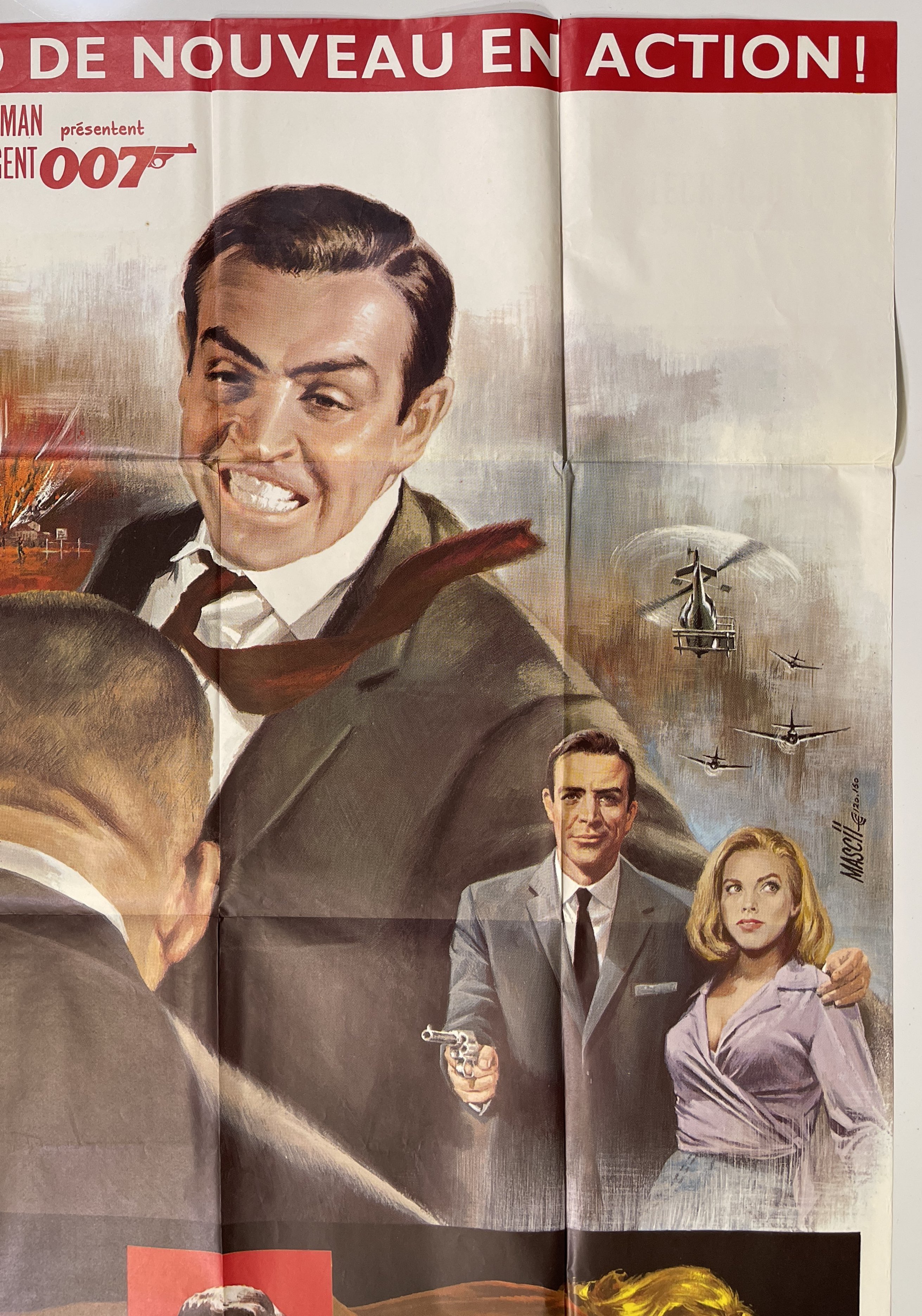 Lot 102 - JAMES BOND - GOLDFINGER (1964) - FRENCH