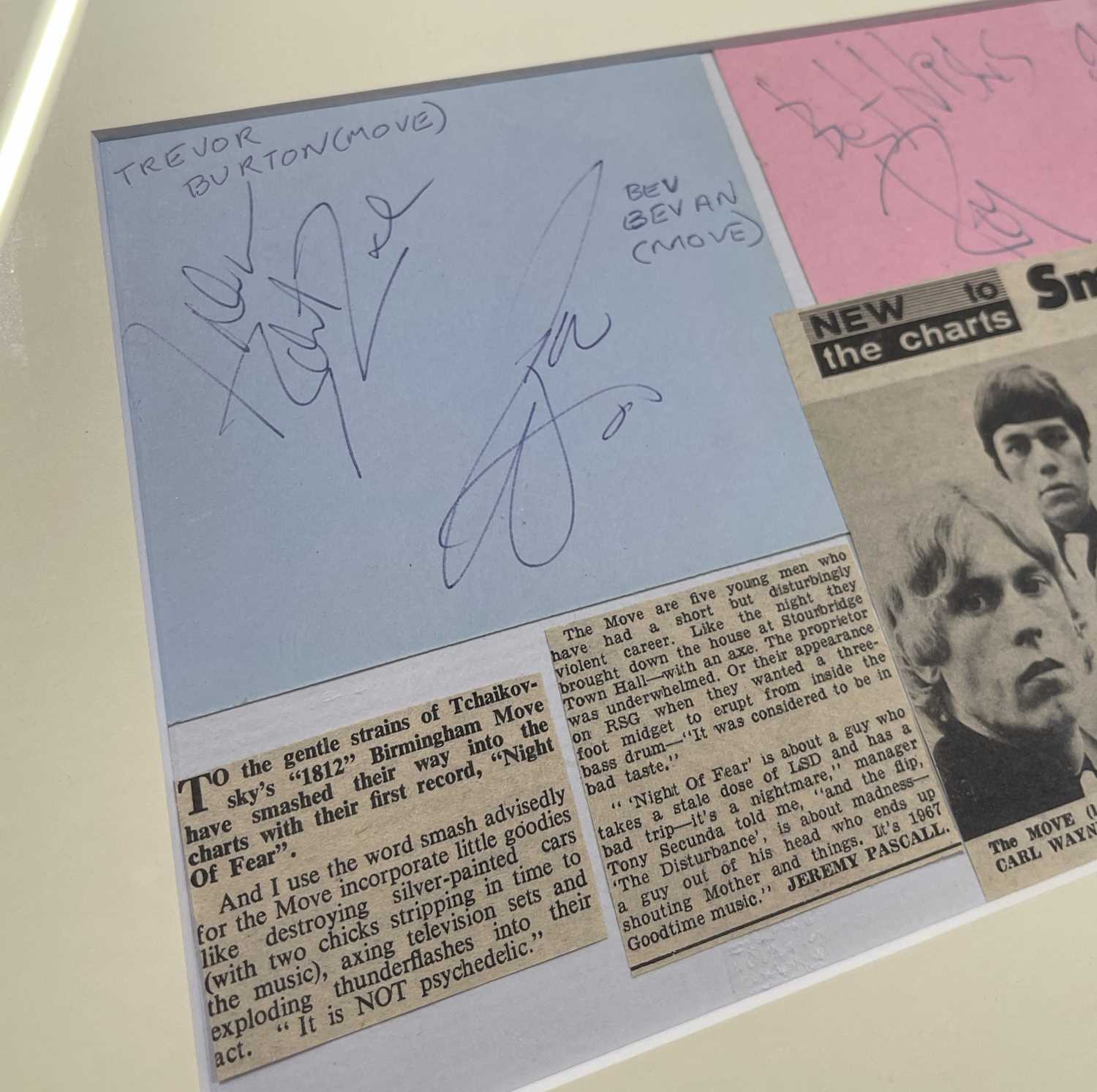 Lot 296 - THE MOVE - FULL SET OF SIGNATURES IN FRAMED