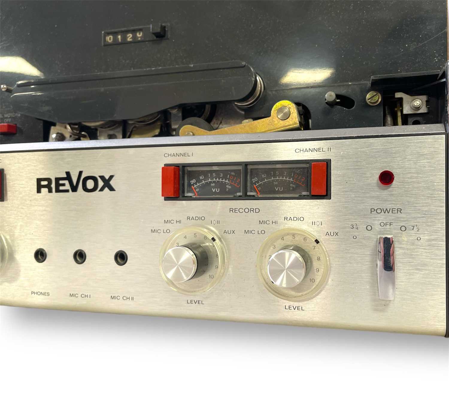 Lot 24 - REVOX A77 REEL TO REEL TAPE RECORDER.