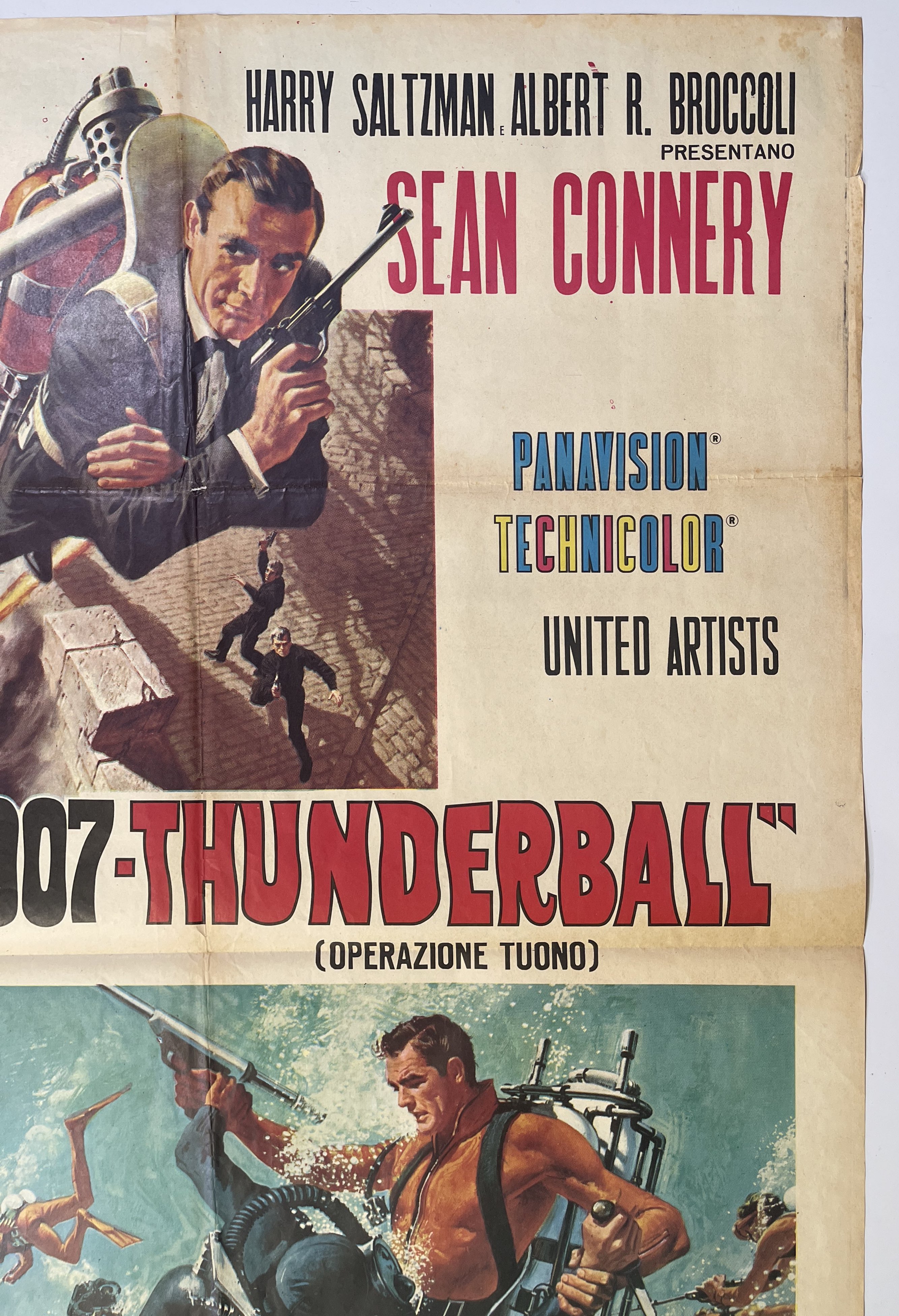 Lot 116 - JAMES BOND - THUNDERBALL (1965) - ORIGINAL