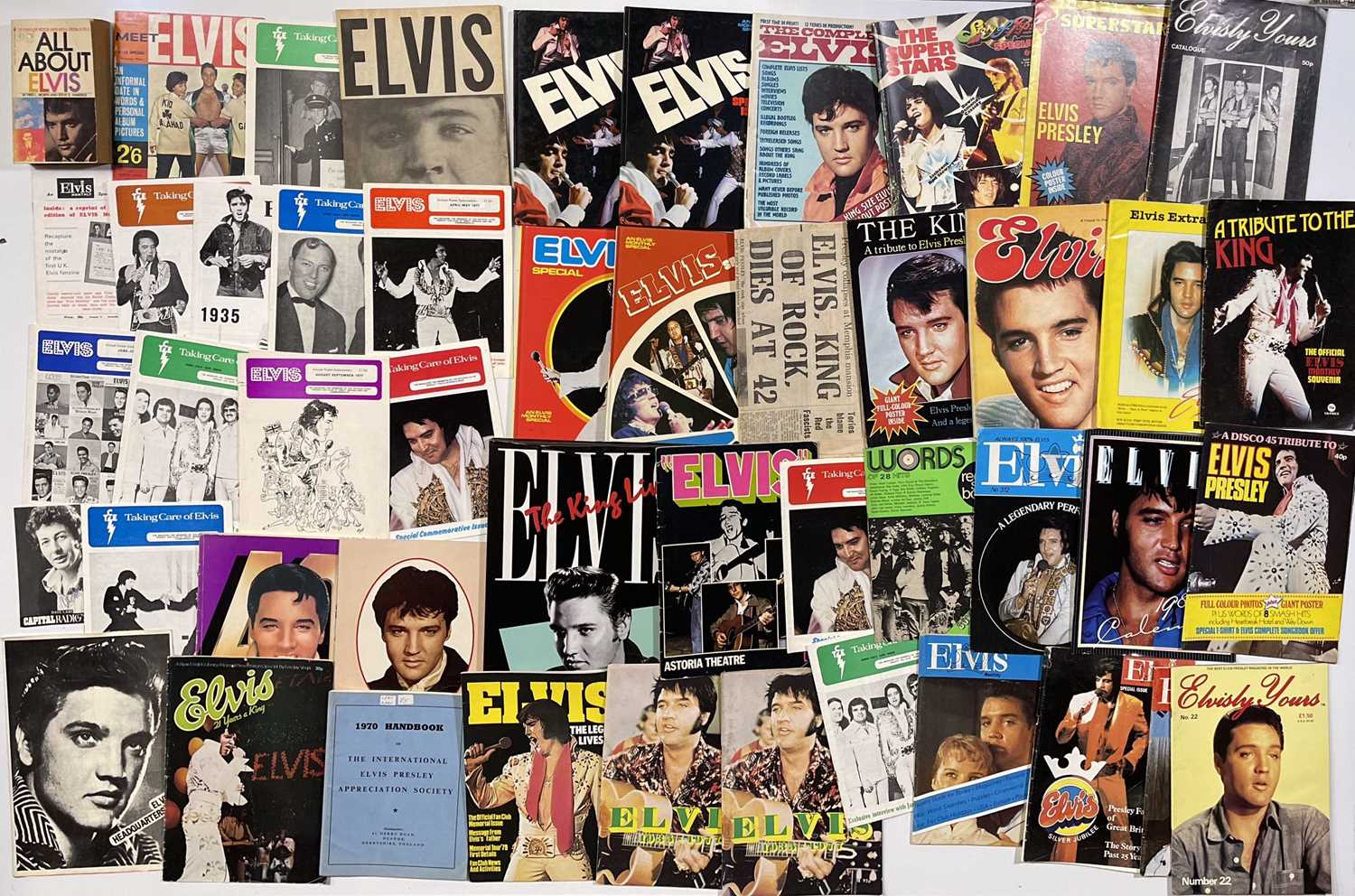 Lot 352 - ELVIS - LARGE COLLECTION OF MAGAZINES