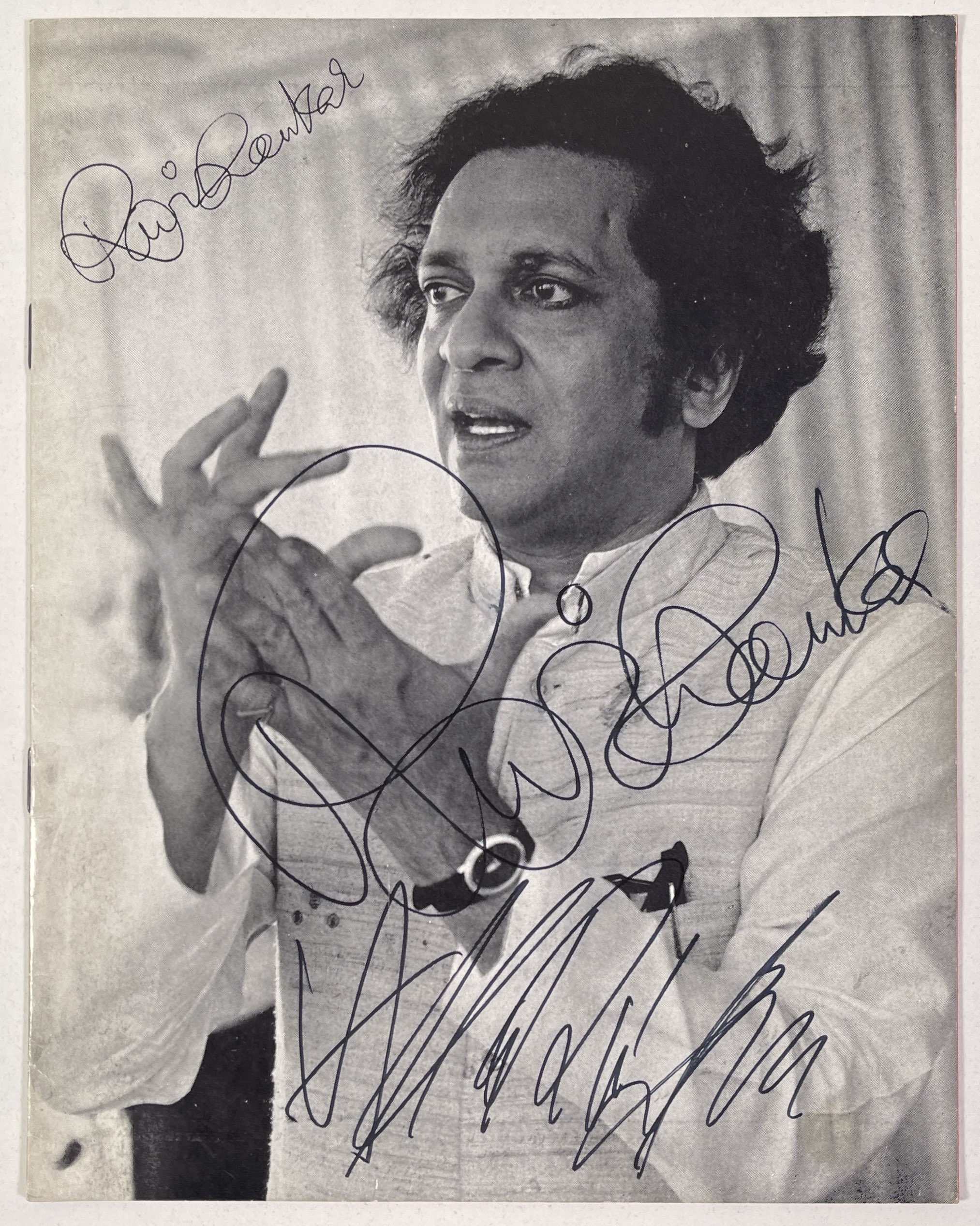 Lot 301 - RAVI SHANKAR / ALLA RAKHA SIGNED LP