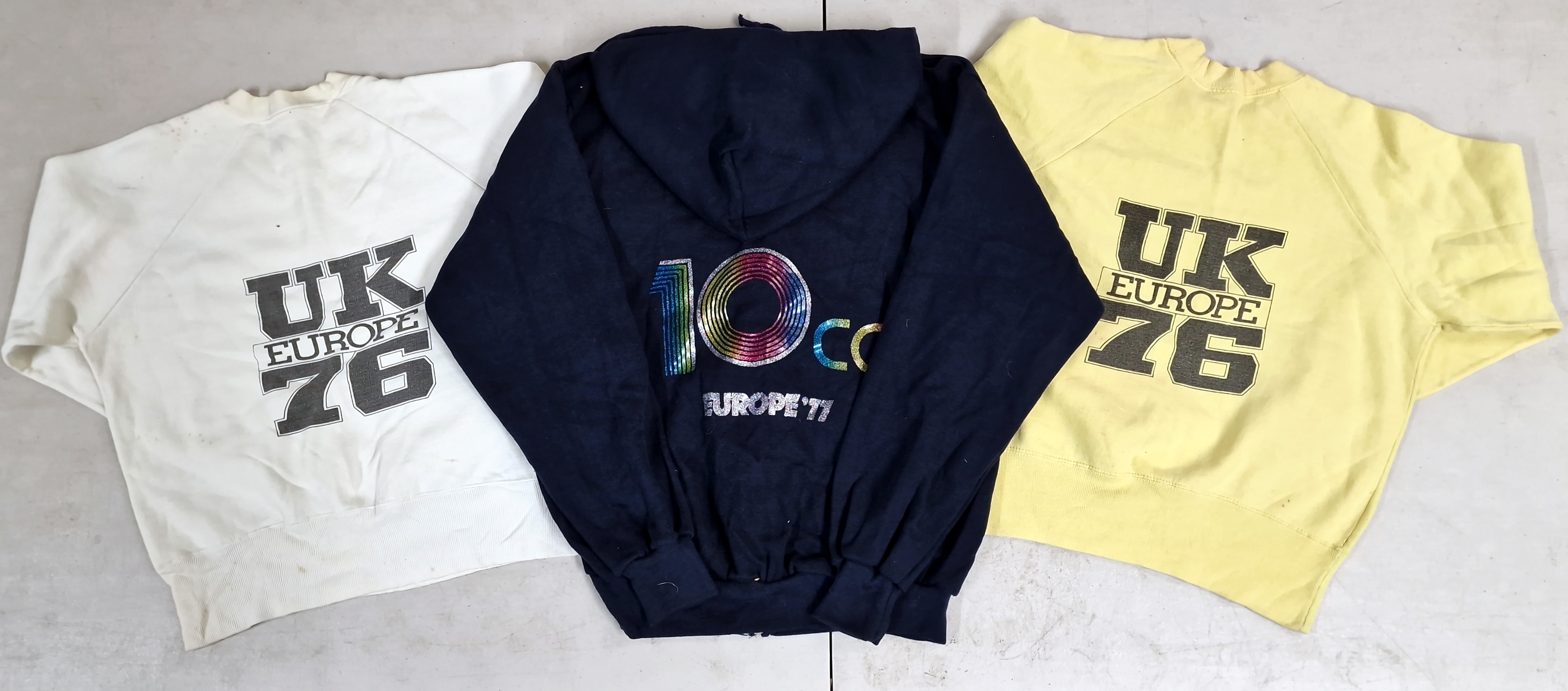 Lot 462 - 10CC - C 1970S TOUR CLOTHING.