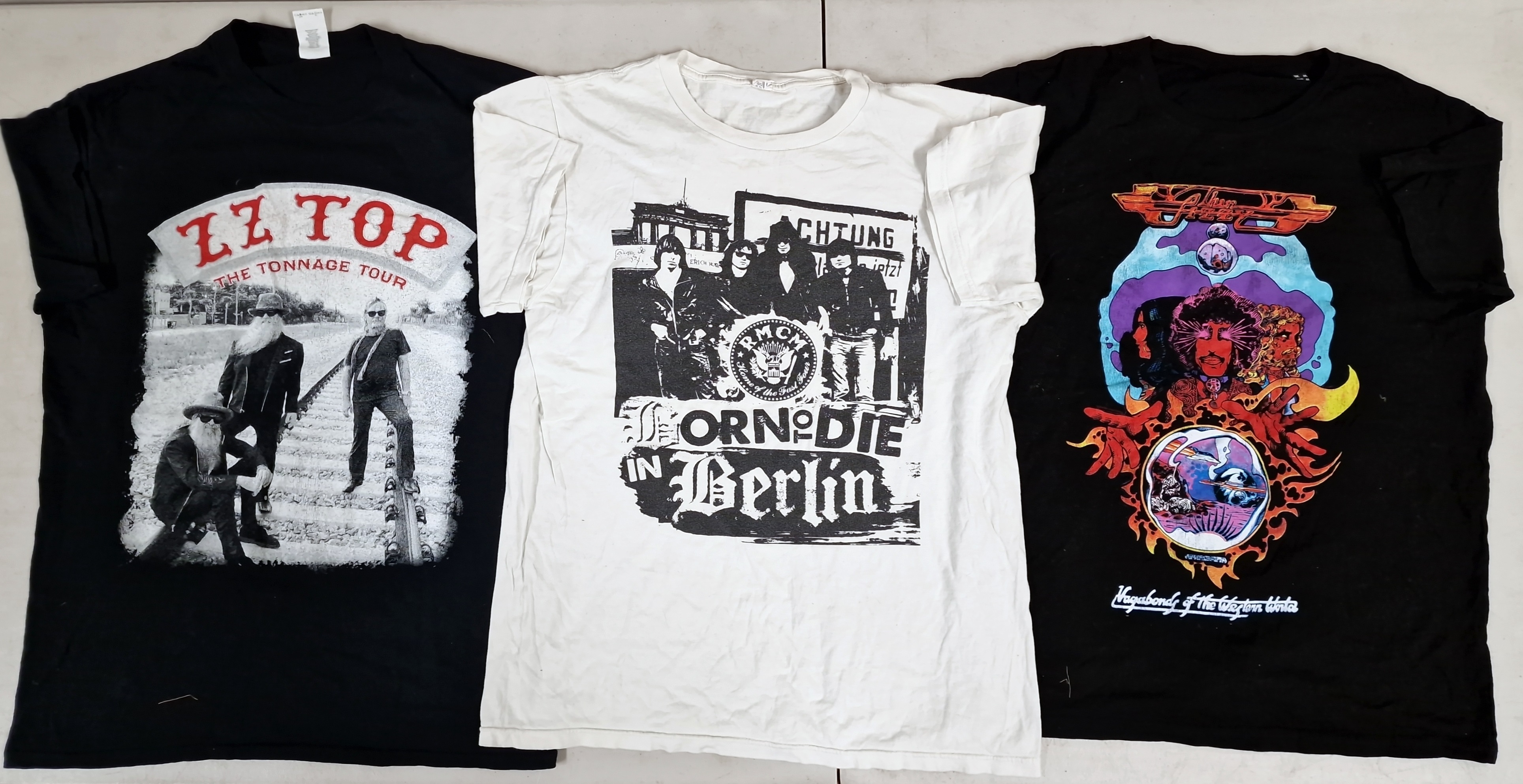 Lot 343 - CONCERT / TOUR T-SHIRTS C 1990S/00S