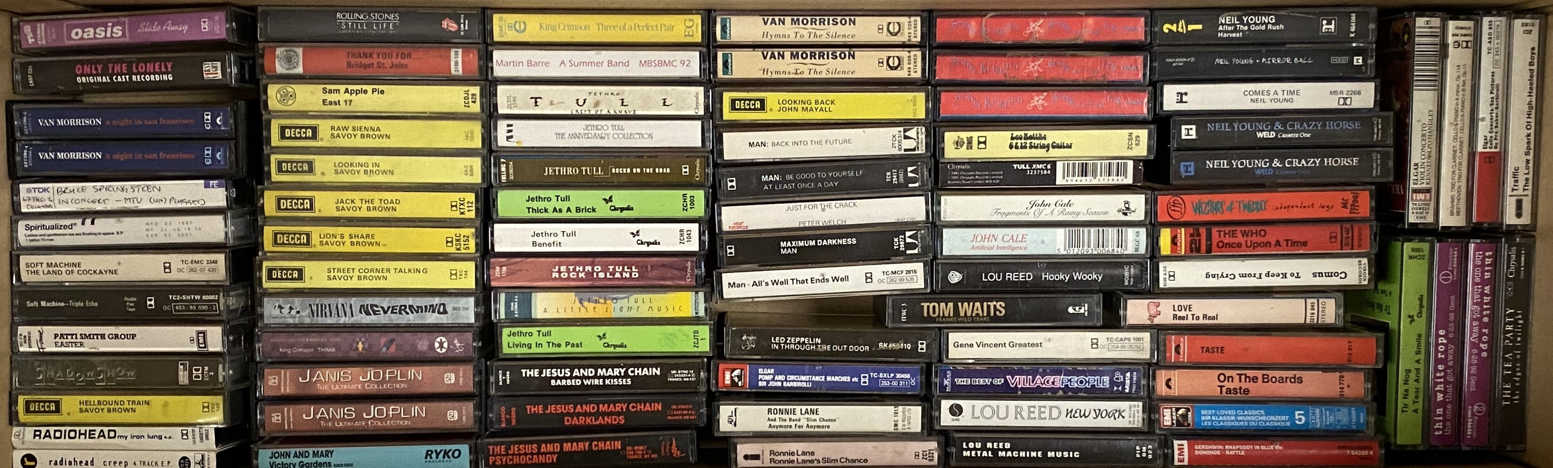 Lot 984 - CLASSIC ROCK / POP - CASSETTES