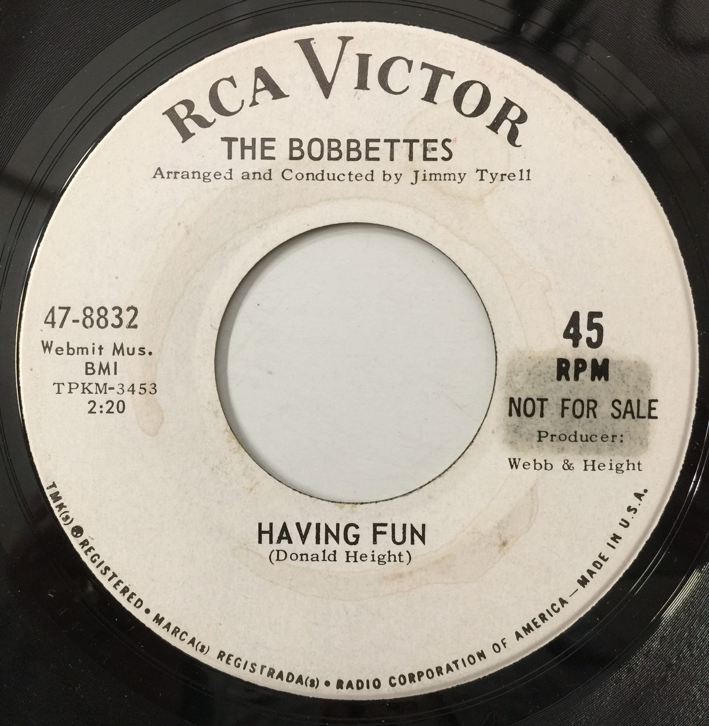 Lot 5 - THE BOBBETTES - I'VE GOTTA FACE THE WORLD 7"