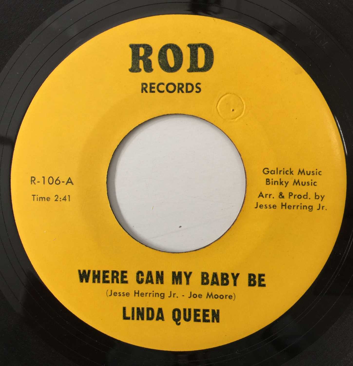 Lot 216 - LINDA QUEEN - I FEEL THE PAIN 7" (ROD