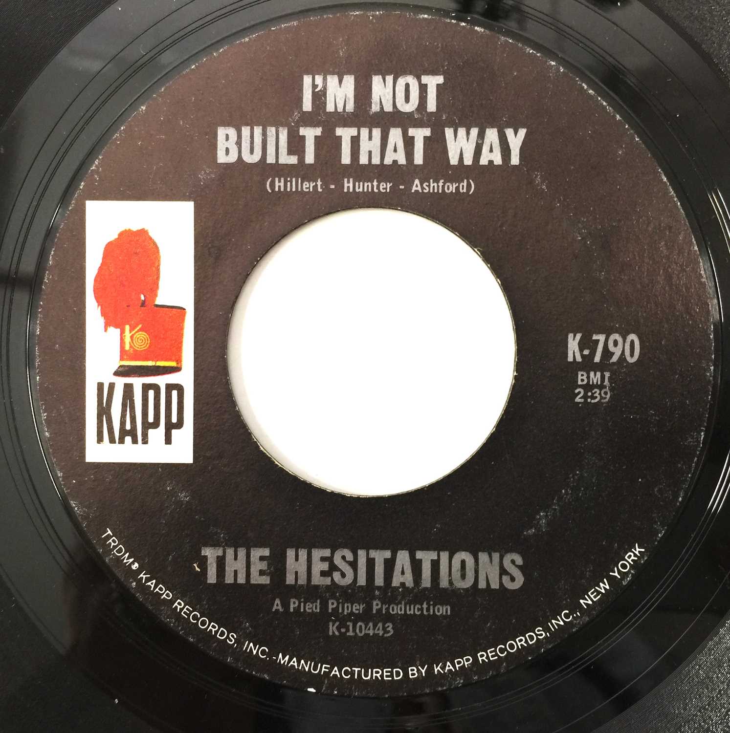 Lot 233 - THE HESITATIONS - I'M NOT BUILT THAT WAY 7"