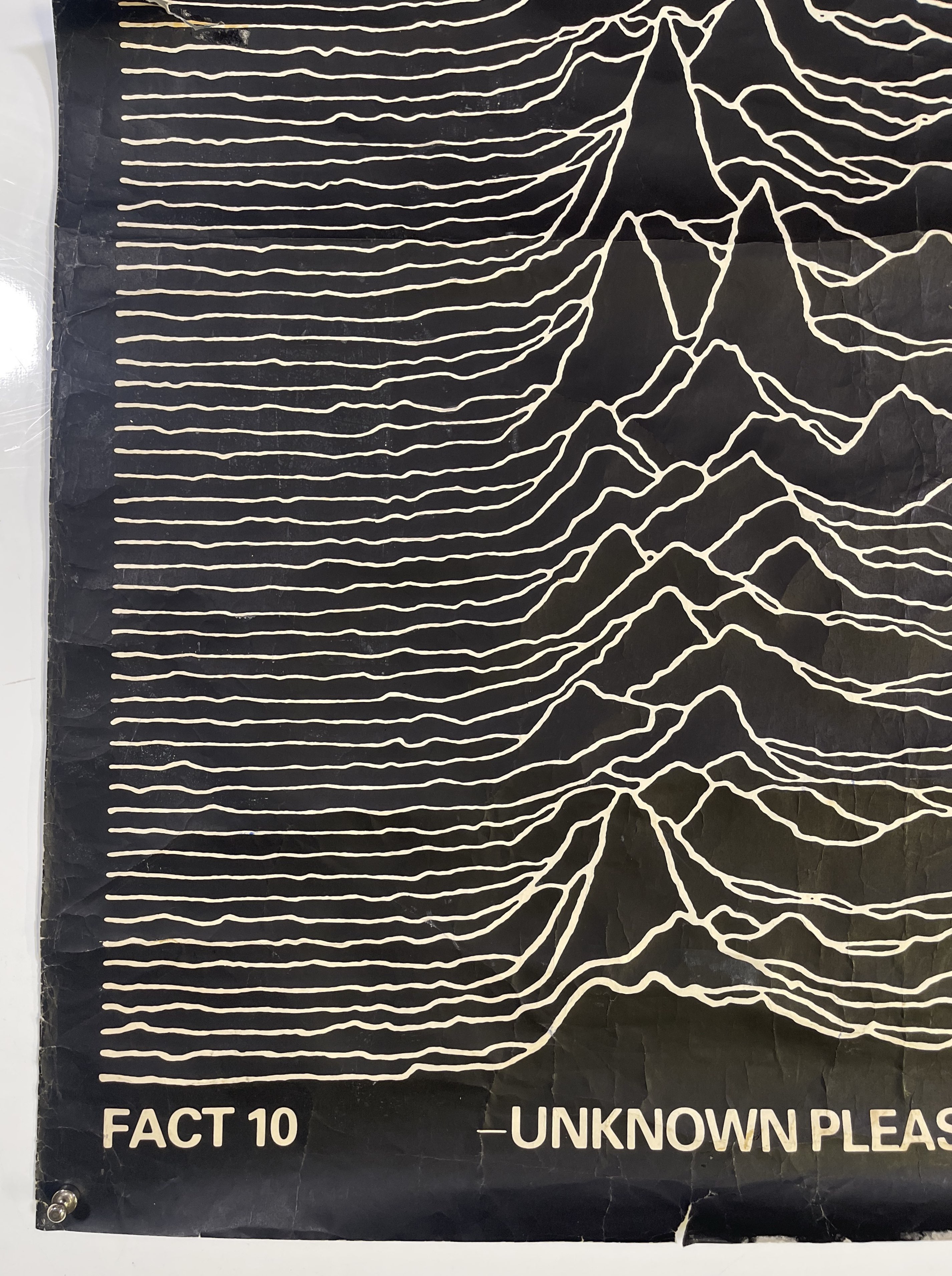 Lot 15 - JOY DIVISION - AN ORIGINAL UNKNOWN PLEASURES