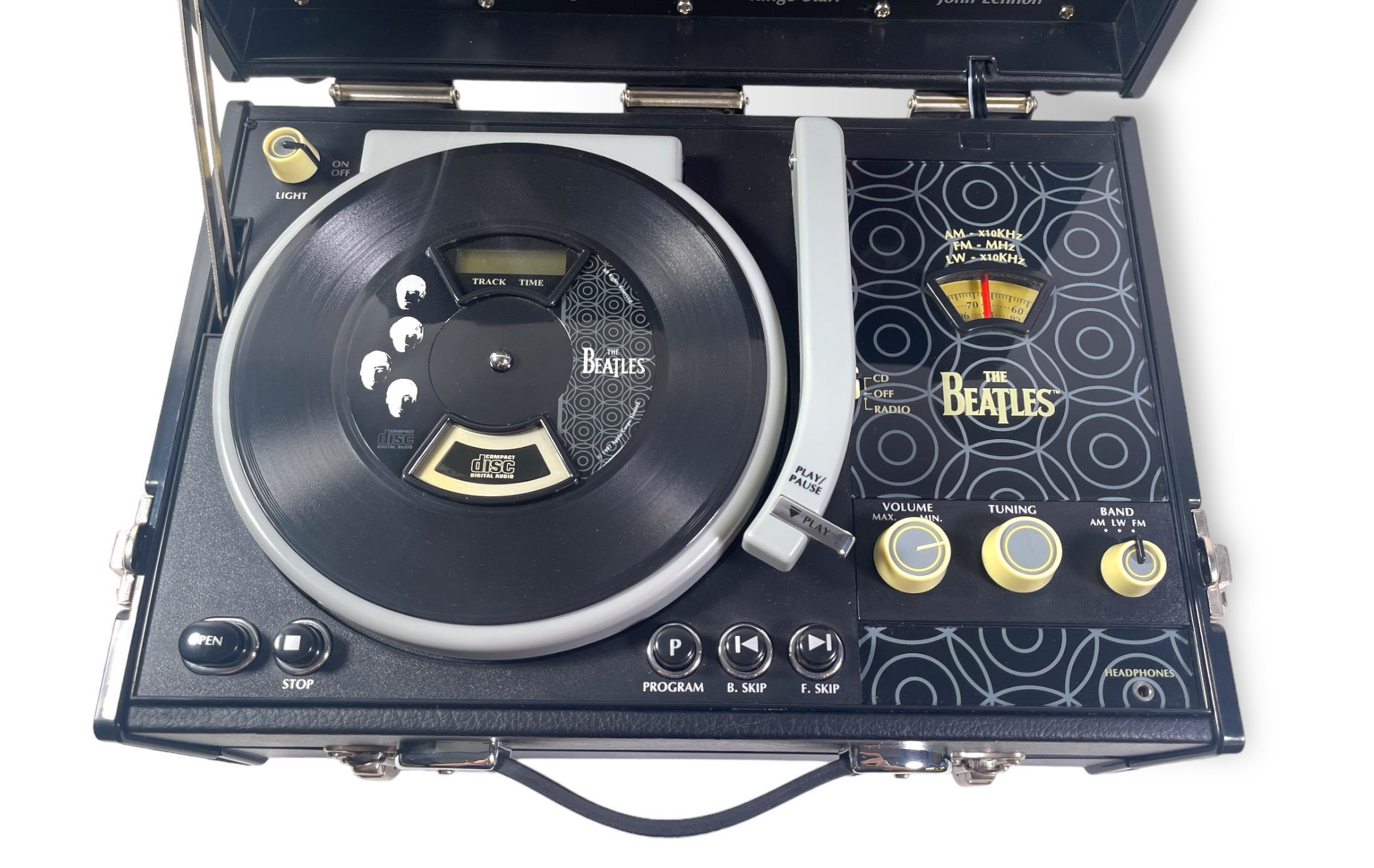 Lot 142 - THE BEATLES - OFFICIALLY LICENSED PICK UP CD