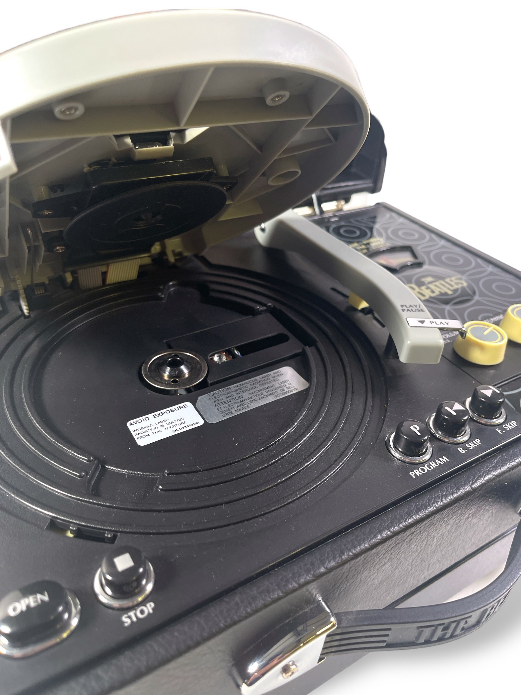 Lot 142 - THE BEATLES - OFFICIALLY LICENSED PICK UP CD