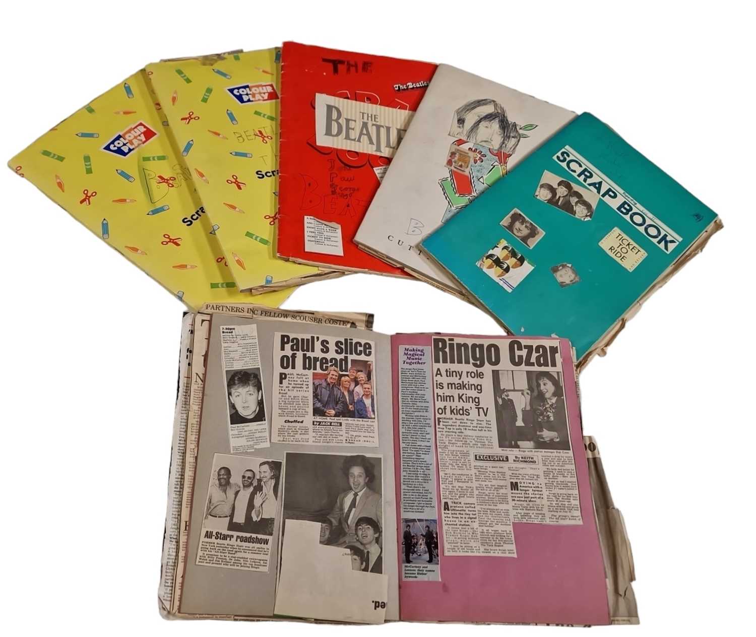 Lot 125 - THE BEATLES - COLLECTION OF MAGAZINES.