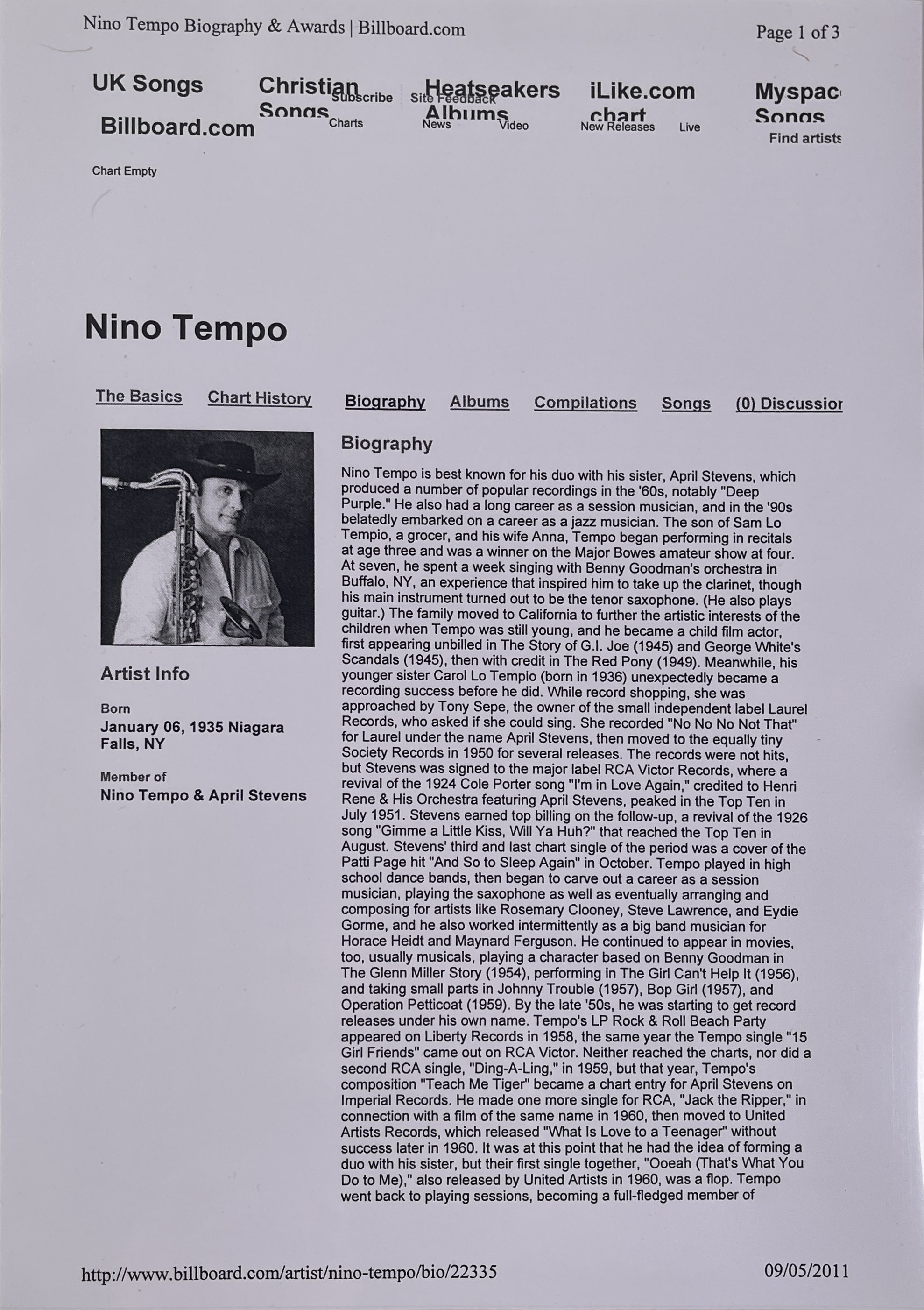 Lot 121 - THE BEATLES - A RARE APPLE WATCH GIFTED BY