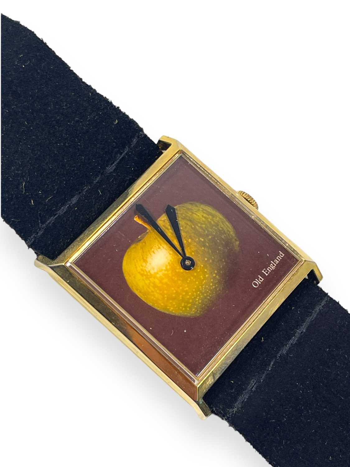 Lot 121 - THE BEATLES - A RARE APPLE WATCH GIFTED BY