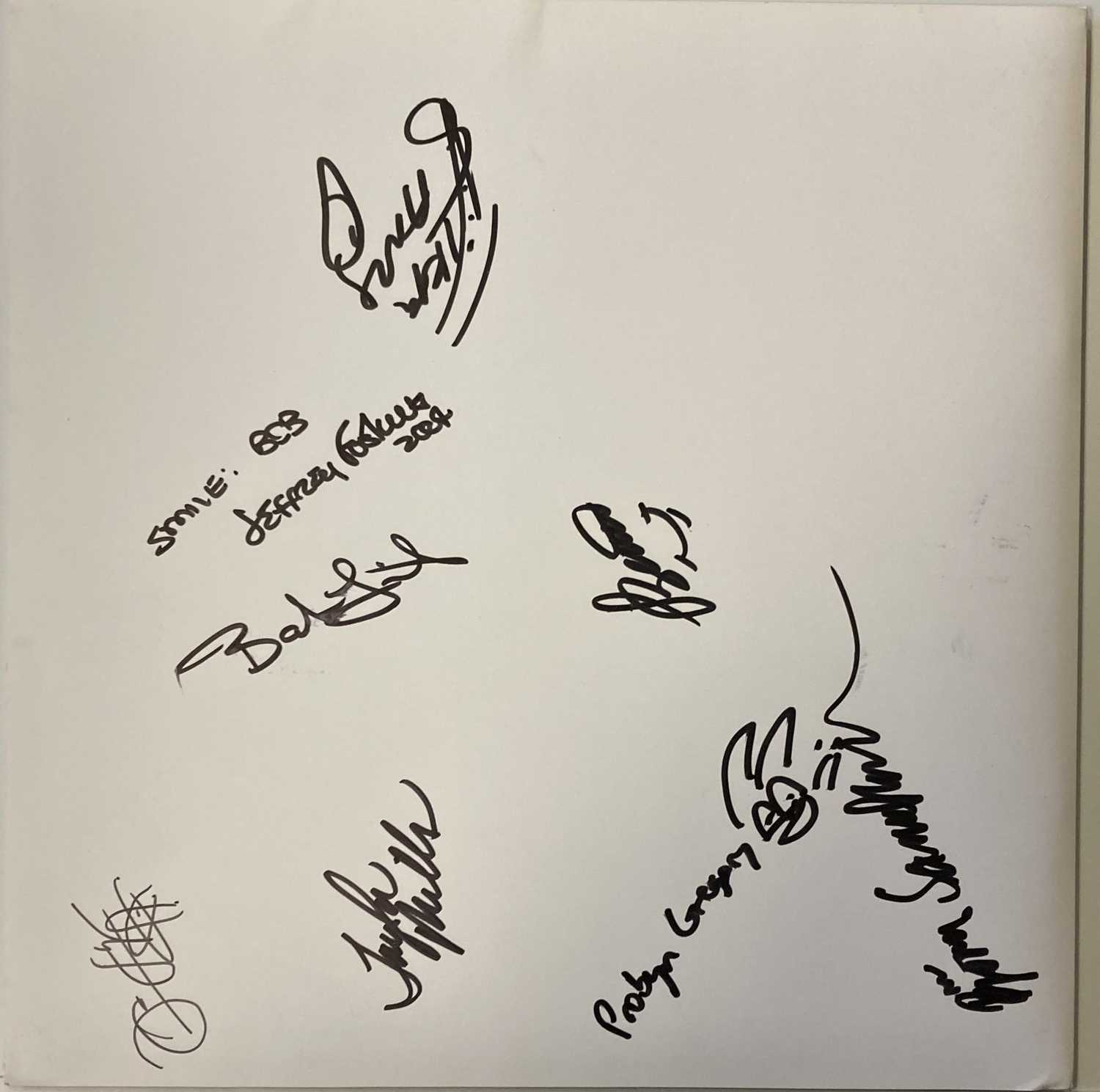 Lot 318 - THE BEACH BOYS/BRIAN WILSON SIGNED PROGRAMME