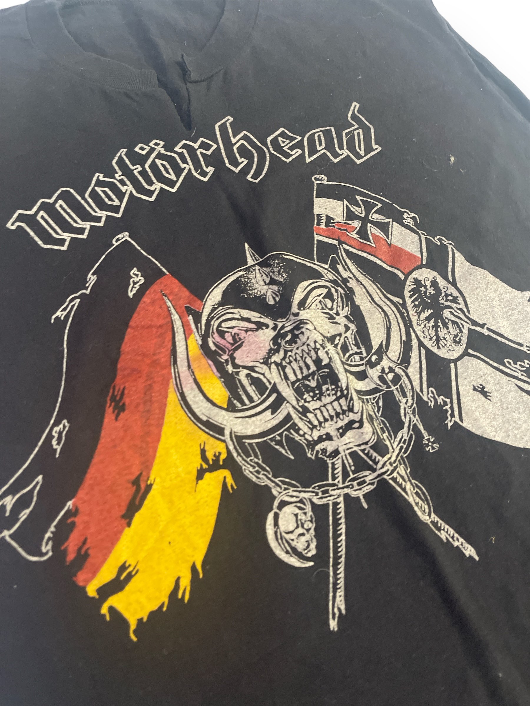 Lot 260 - MOTORHEAD- AN ORIGINAL T-SHIRT OWNED AND