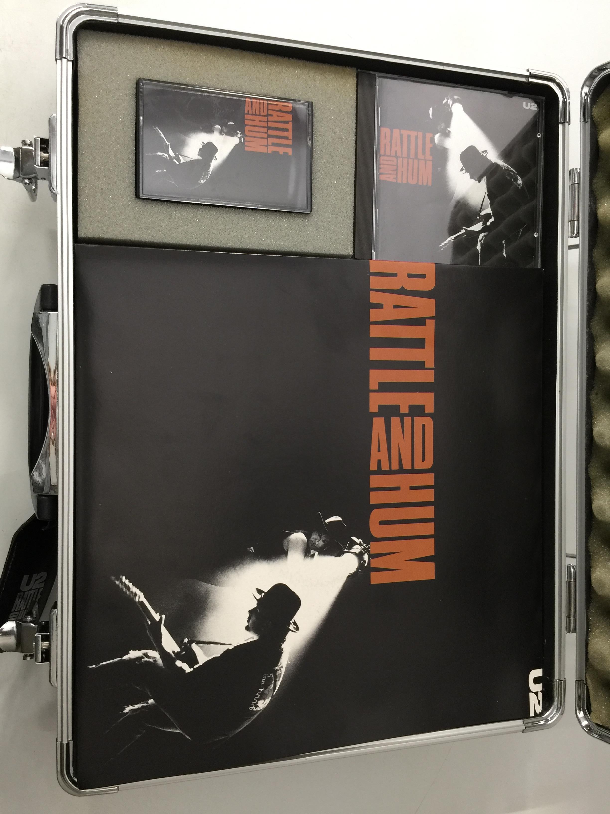 Lot 77 - U2 - RATTLE AND HUM 'FLIGHT CASE' PROMO
