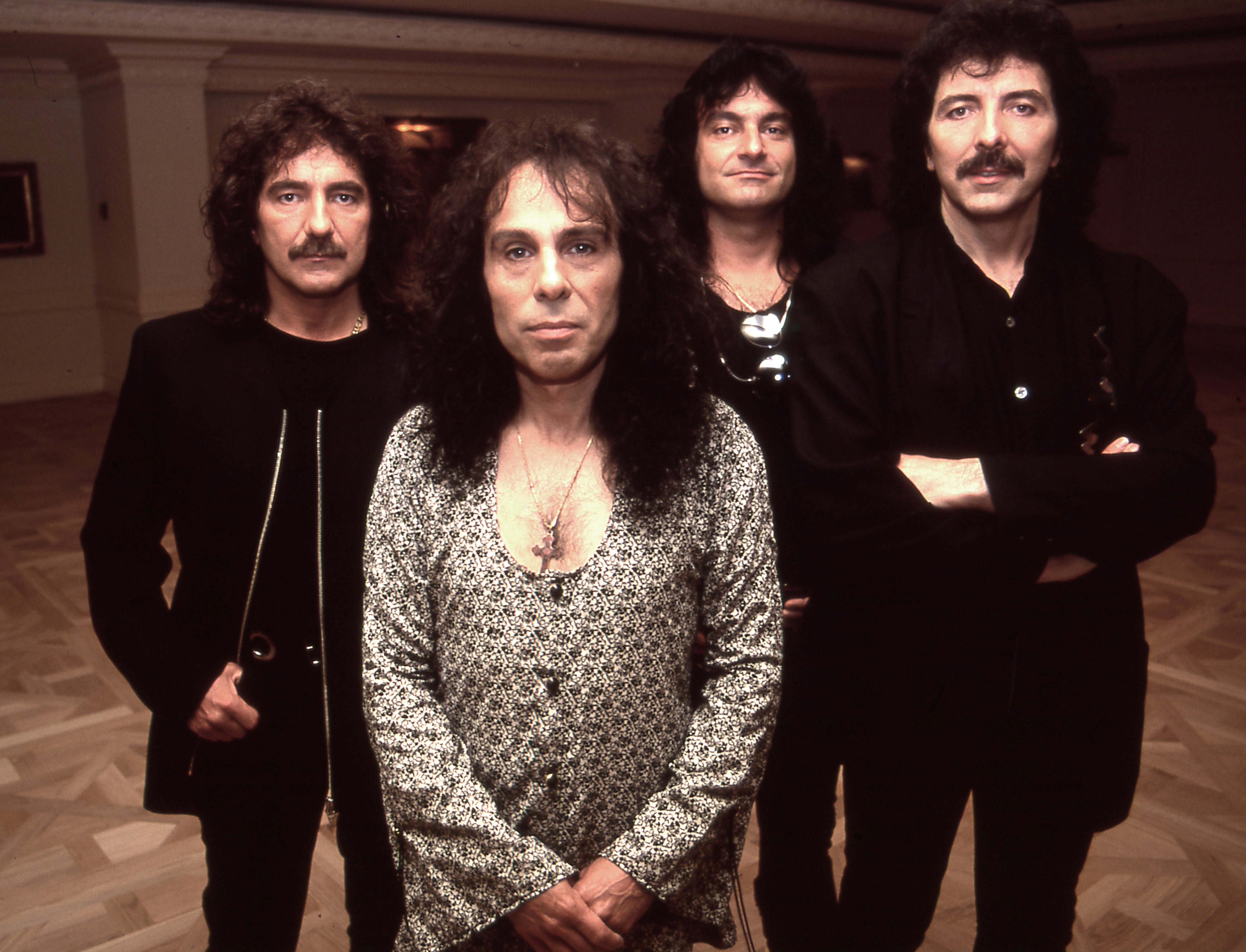 Lot 48 - BLACK SABBATH / RONNIE JAMES DIO, 1992 AND