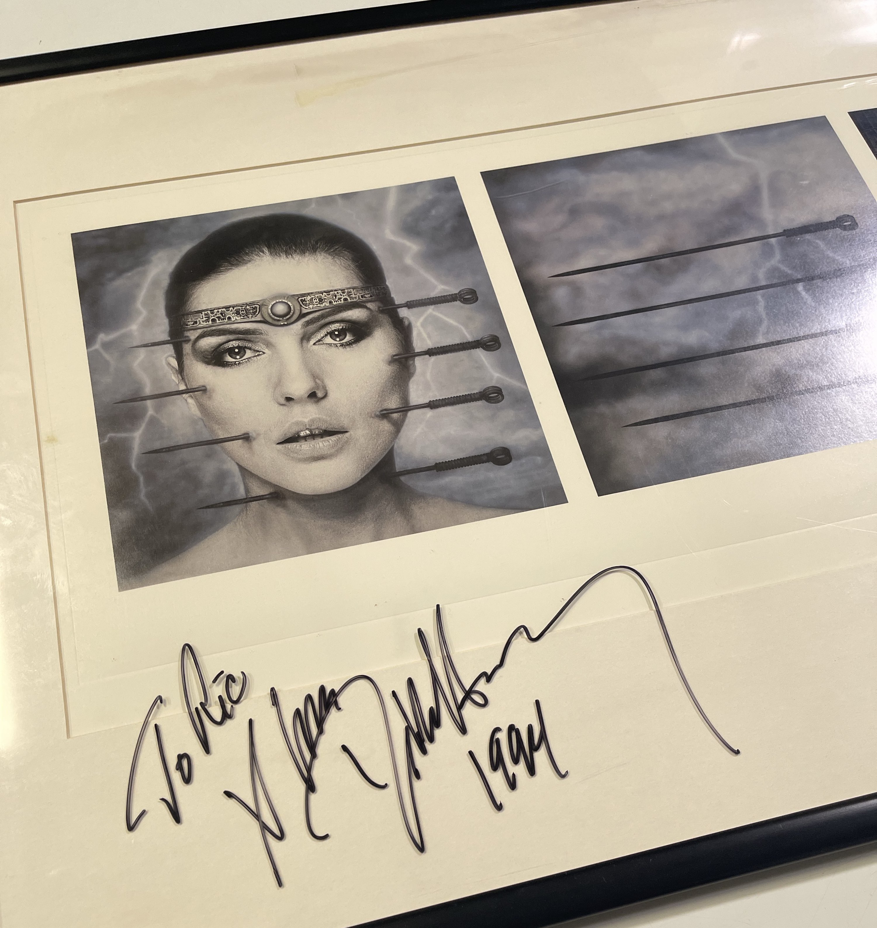 Lot 258 - DEBBIE HARRY - A PRINT SIGNED BY DEBBIE