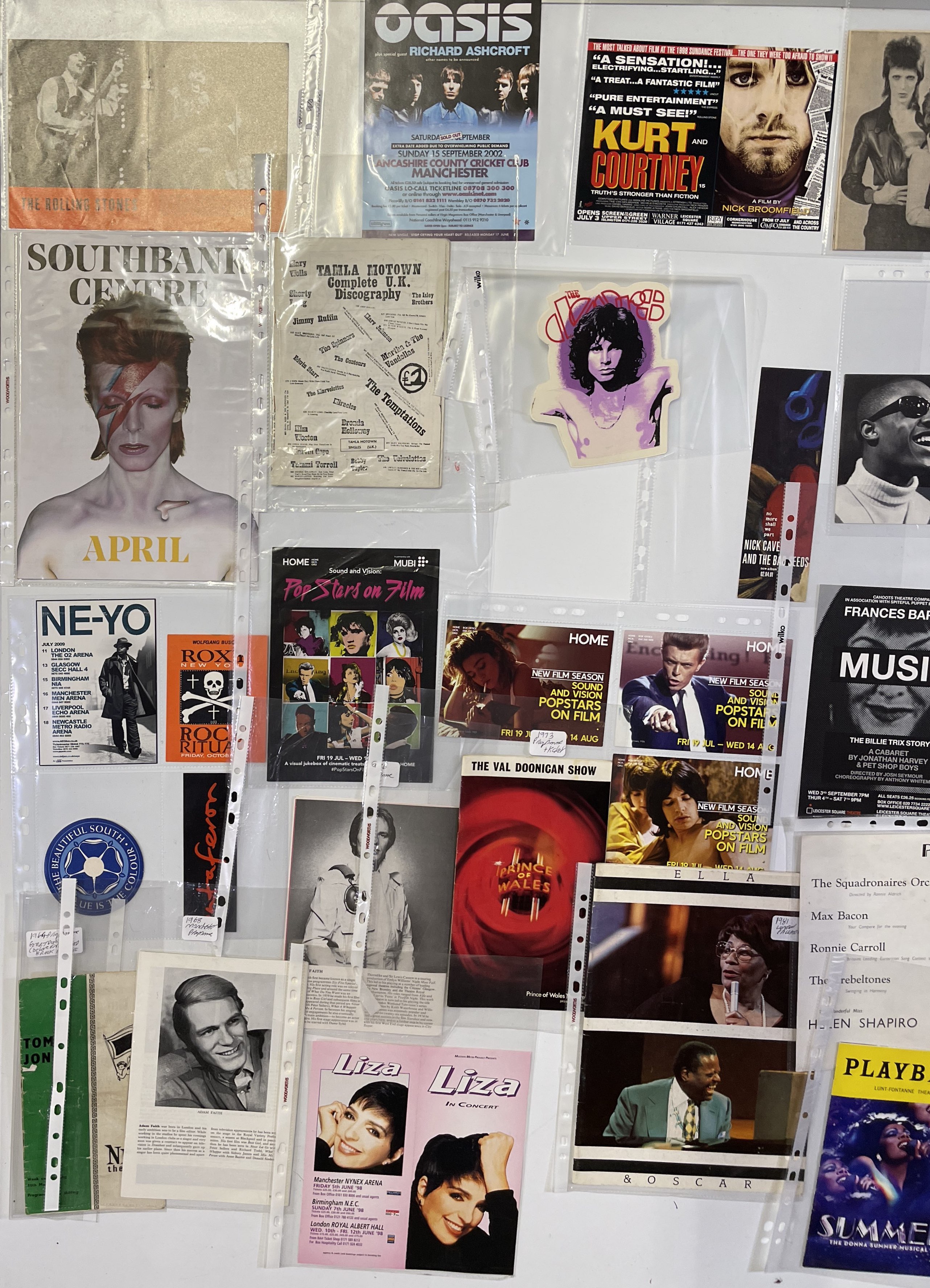 Lot 41 - POP / ROCK HANDBILLS / PROMO ITEMS