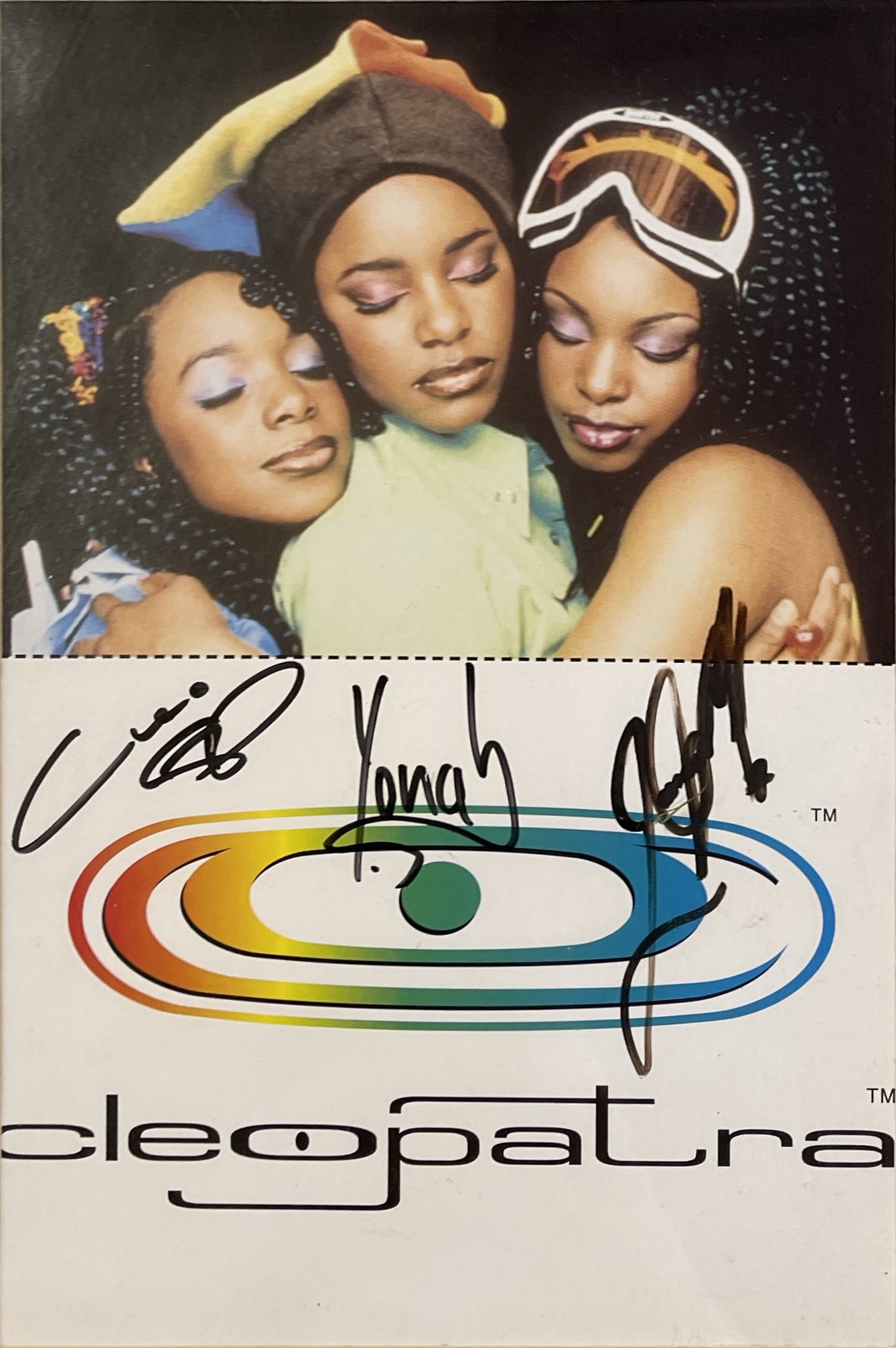 Lot 291 - POP AUTOGRAPHS COLLECTION.