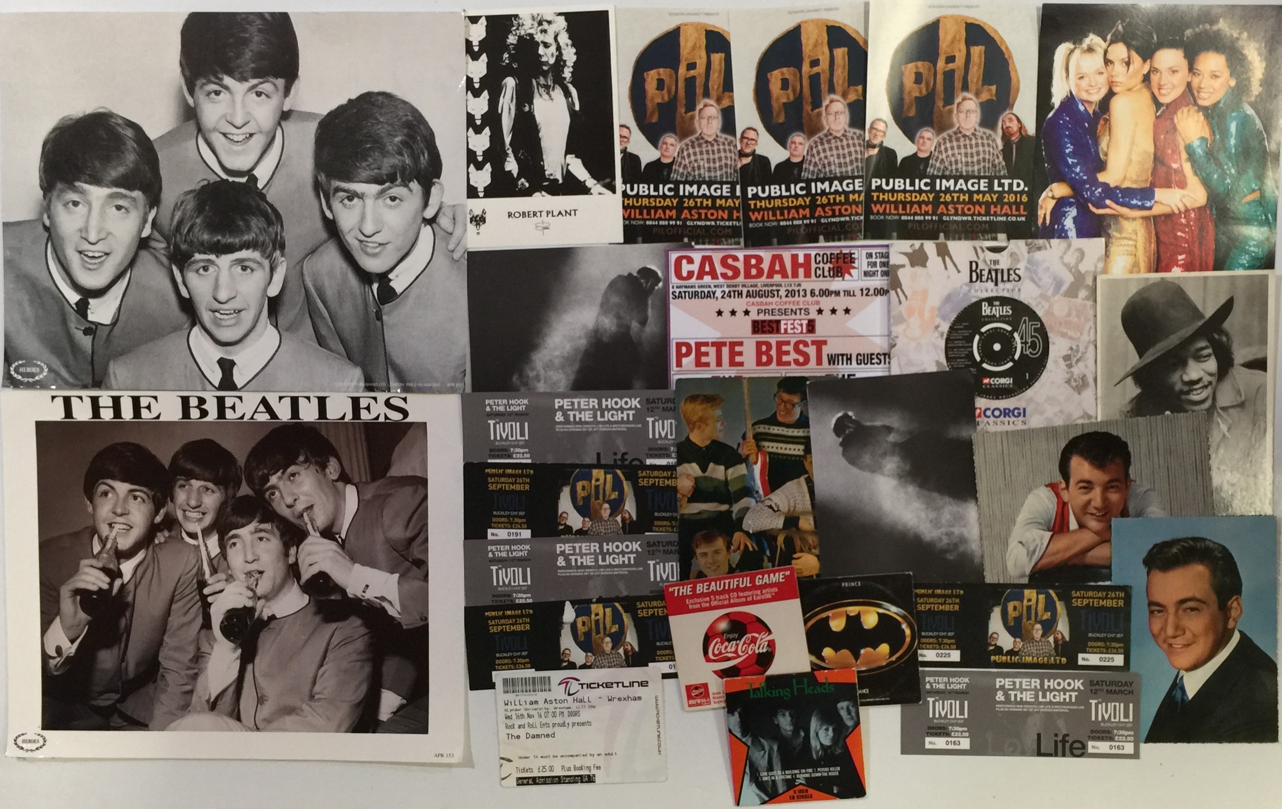 Lot 61 - POP / ROCK COLLECTABLES.