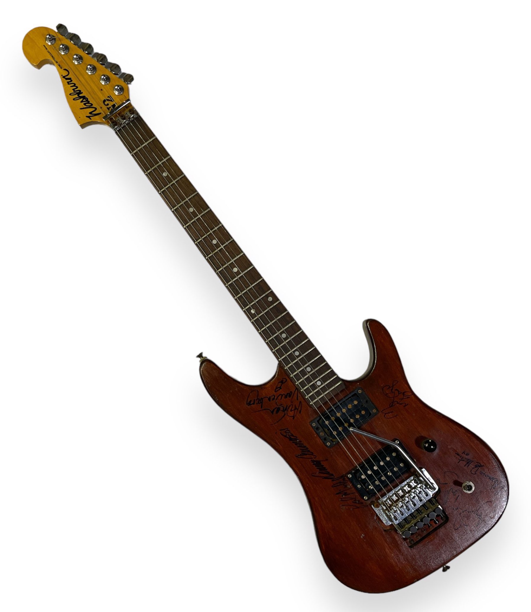 Lot 26 - WHITESNAKE - A FULLY SIGNED GUITAR.