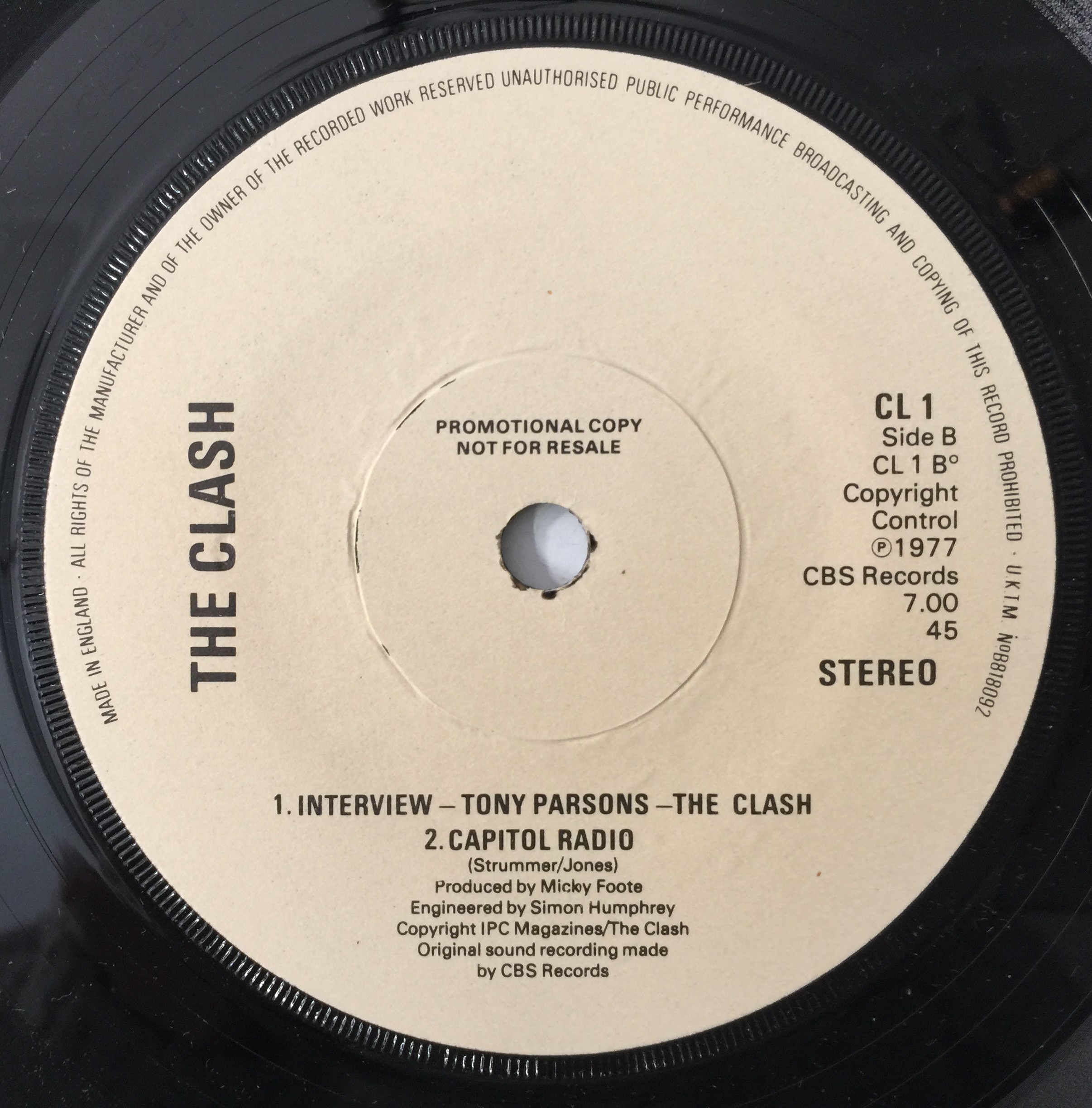 Lot 399 - THE CLASH - CAPITAL RADIO EP (PROMO - CL 1)