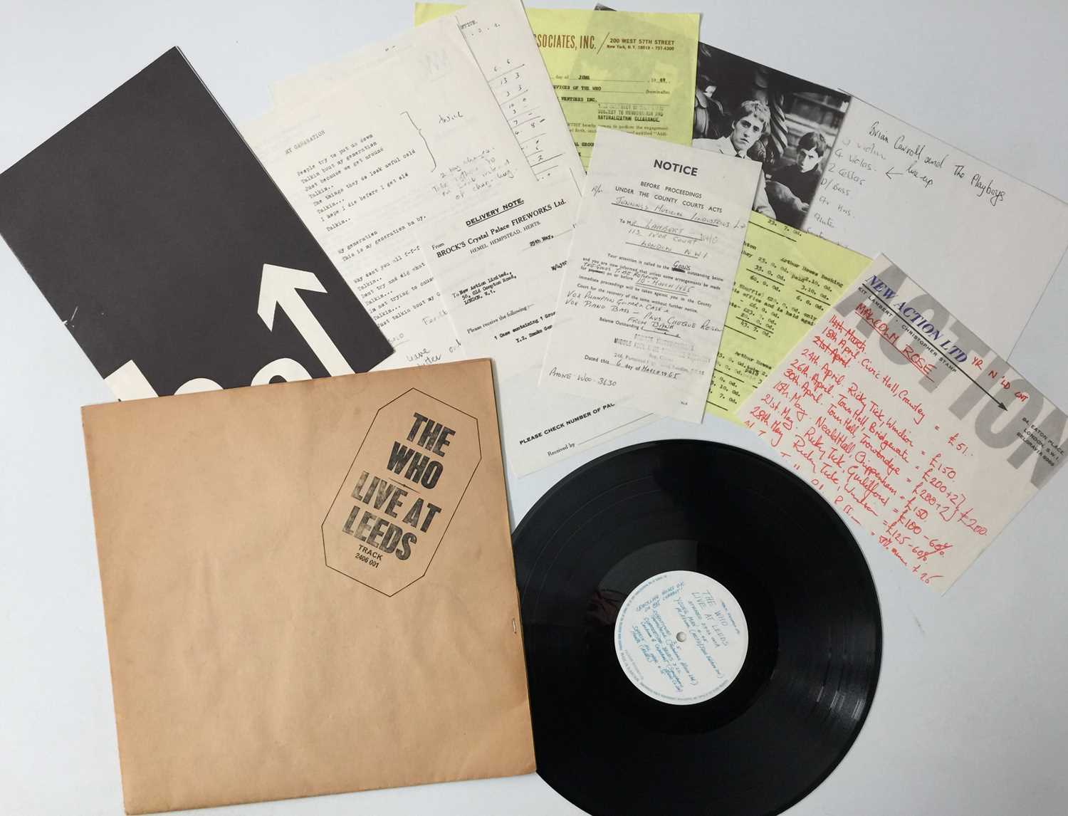 Lot 353 - THE WHO - LIVE AT LEEDS LP (COMPLETE 1ST UK