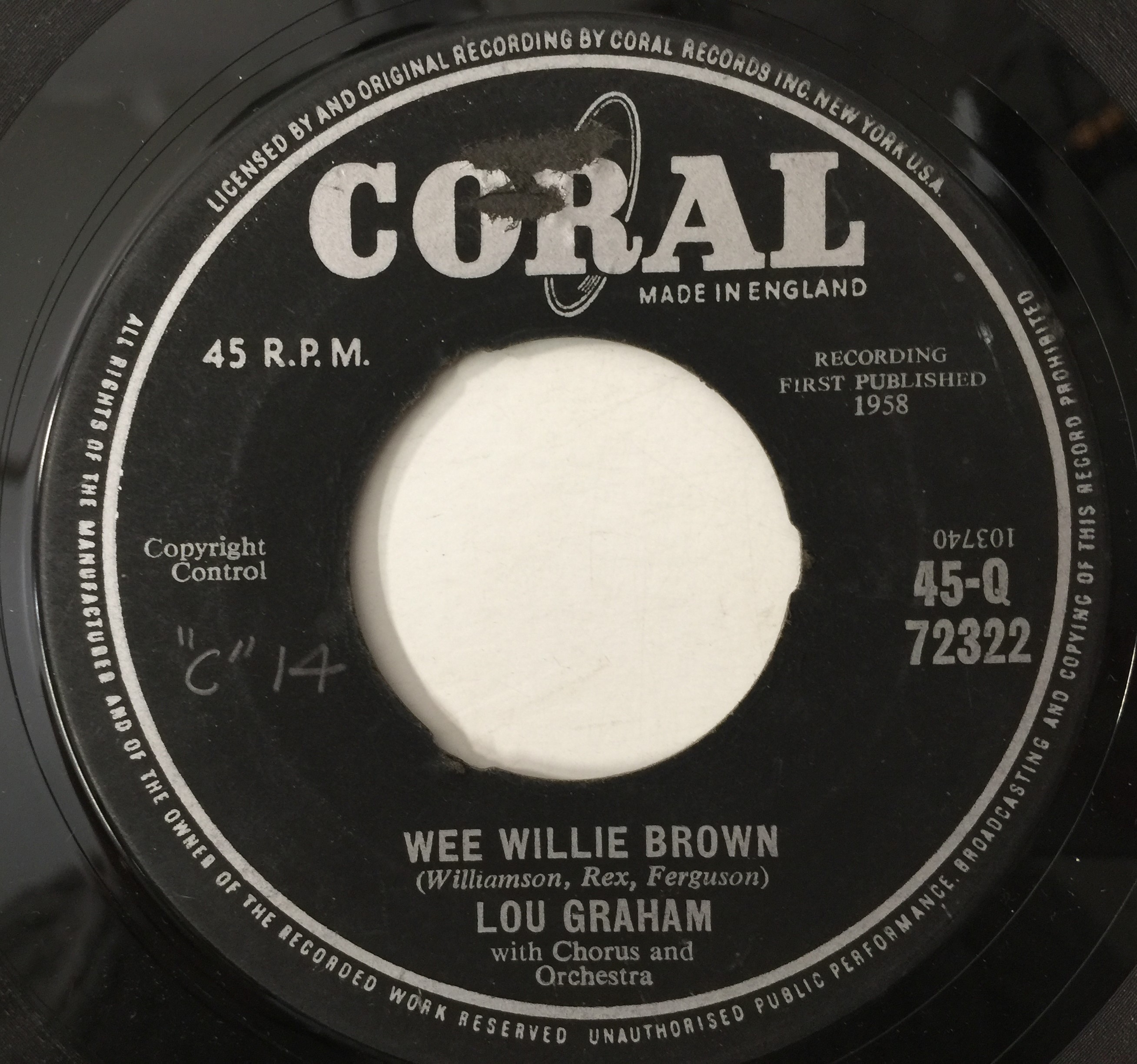 Lot 419 - LOU GRAHAM - WEE WILLIE BROWN 7" (CORAL 45-Q