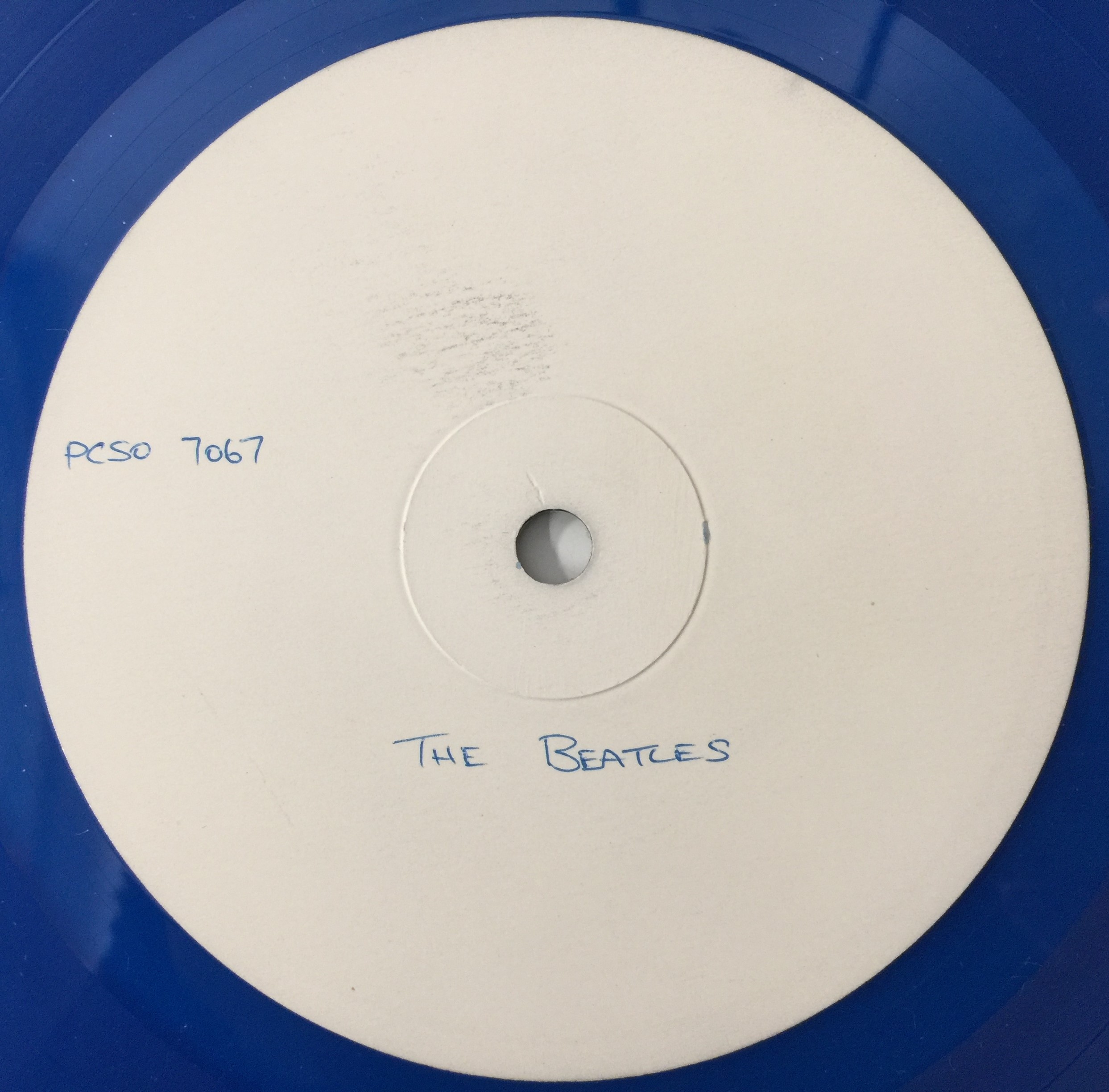 Lot 445 - THE BEATLES - THE BEATLES (PCSO 7067 - BLUE