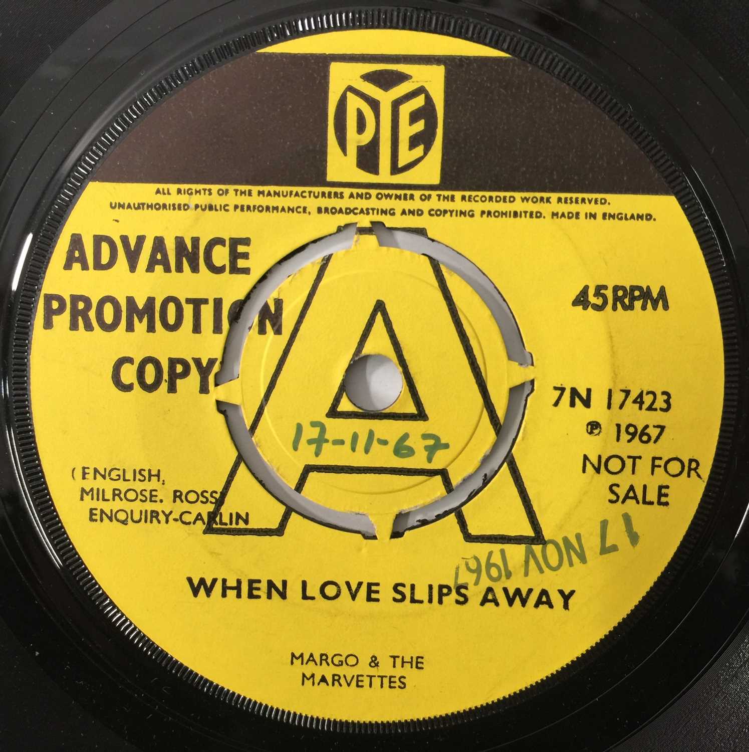 Lot 12 - MARGO & THE MARVETTES - WHEN LOVE SLIPS AWAY