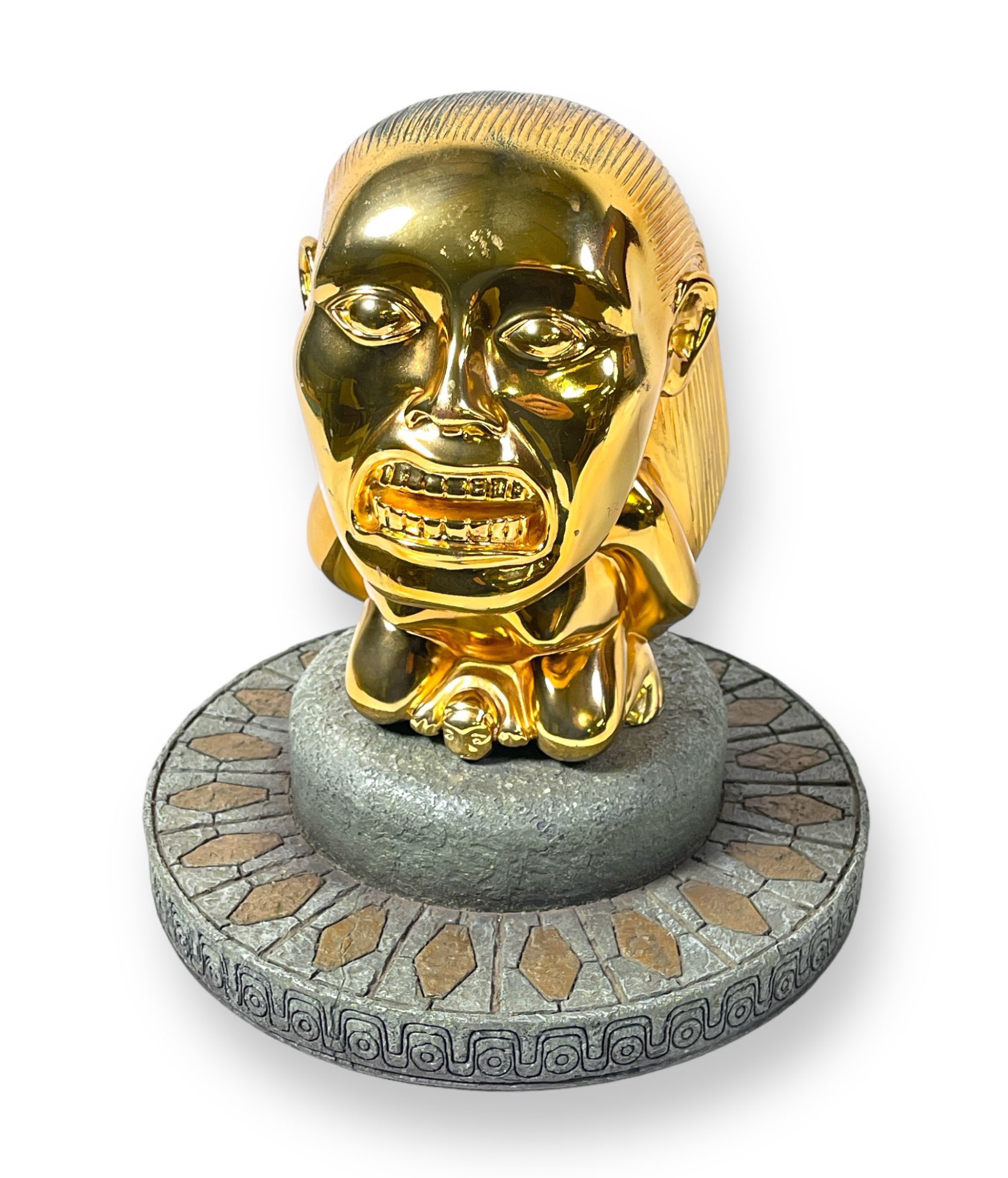 Lot 225 - INDIANA JONES - FERTILITY IDOL LIFE-SIZE