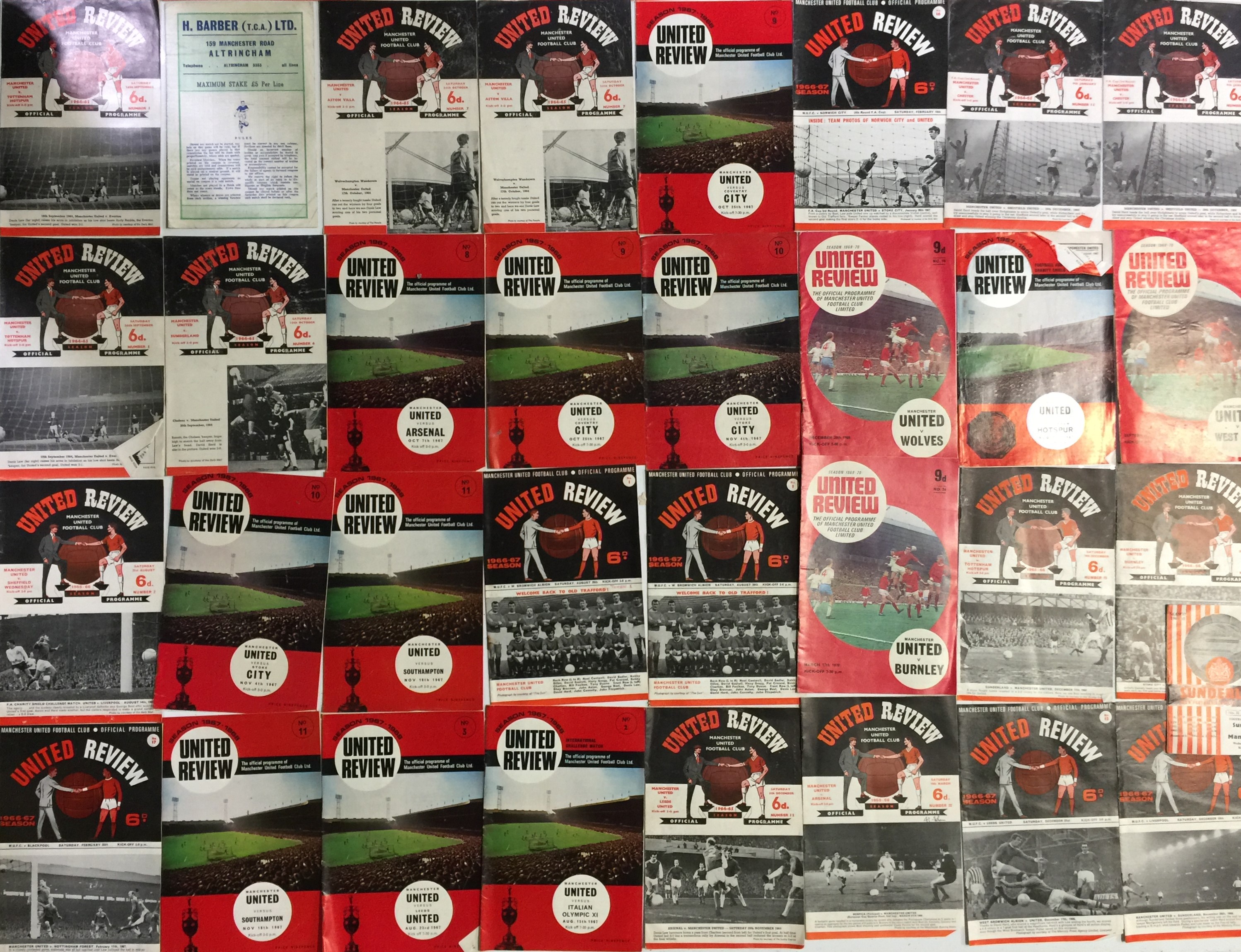 Lot 352 - MANCHESTER UNITED - HOME PROGRAMME C 1960S.