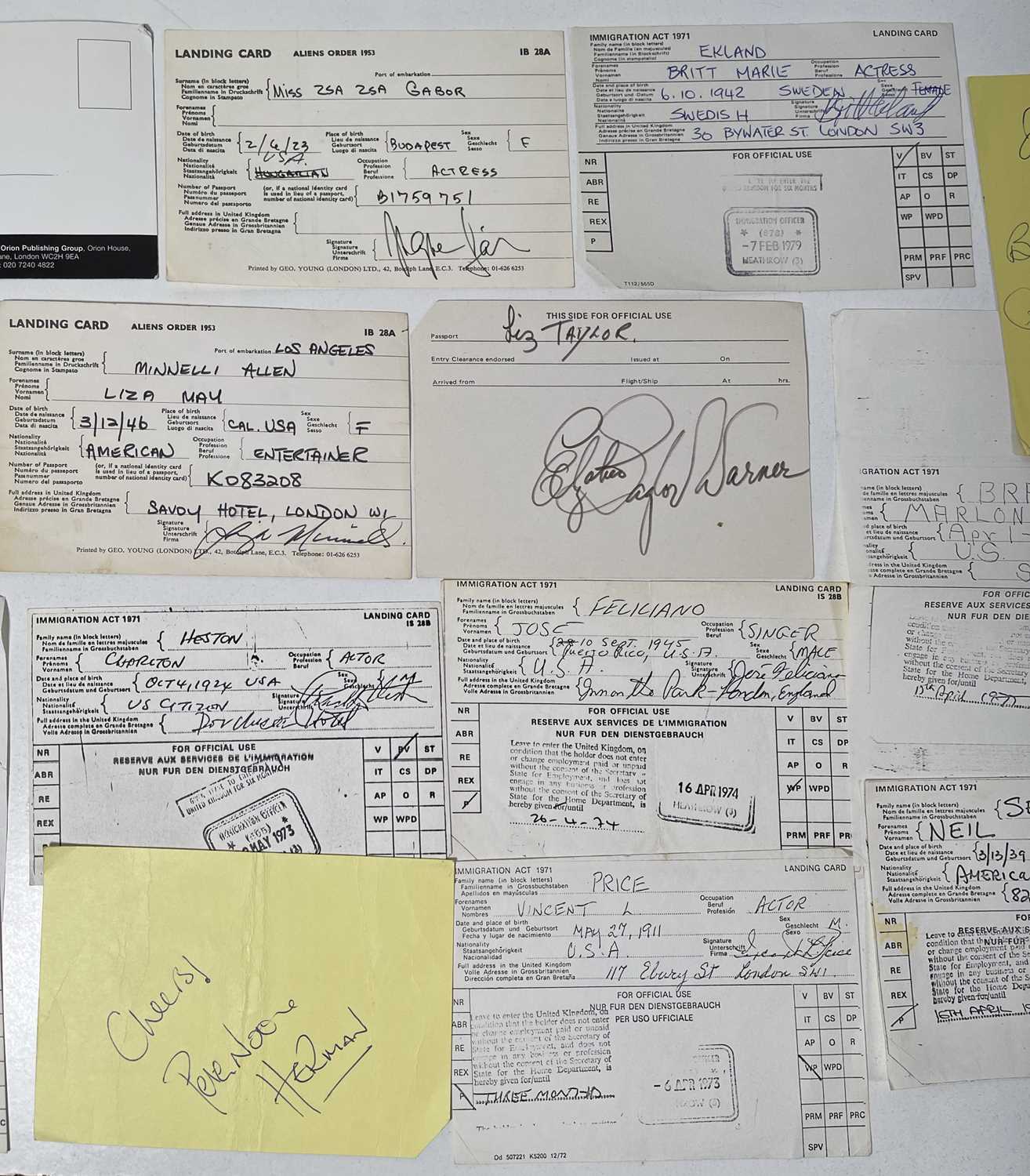 Lot 137 - FILM STAR AUTOGRAPHS INC RICHARD BURTON