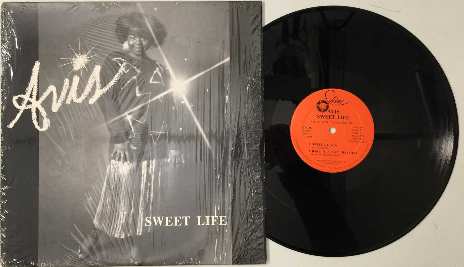Lot 130 - AVIS - SWEET LIFE 12" (US ORIGINAL - FELINE