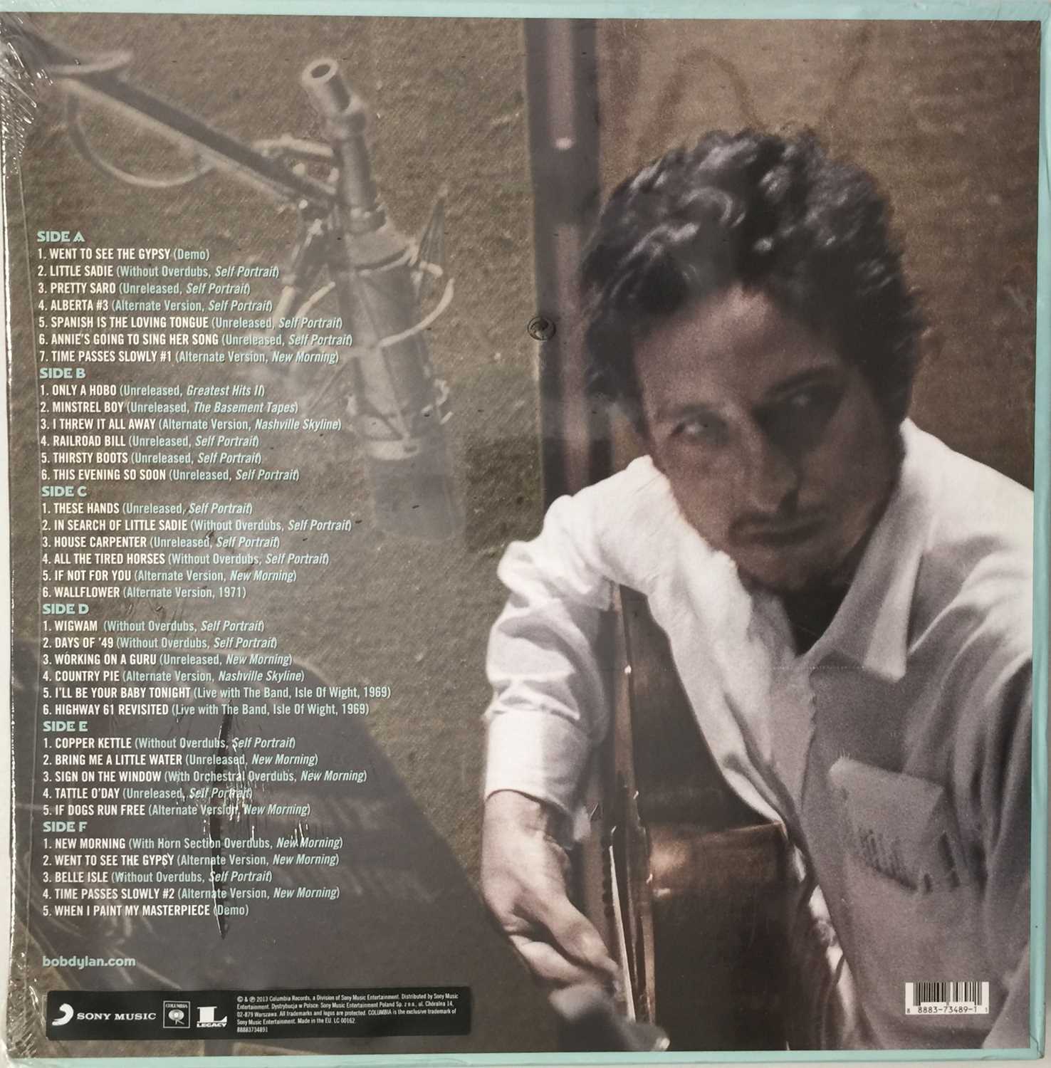 Lot 605 - BOB DYLAN - ANOTHER SELF PORTRAIT 1969-1971