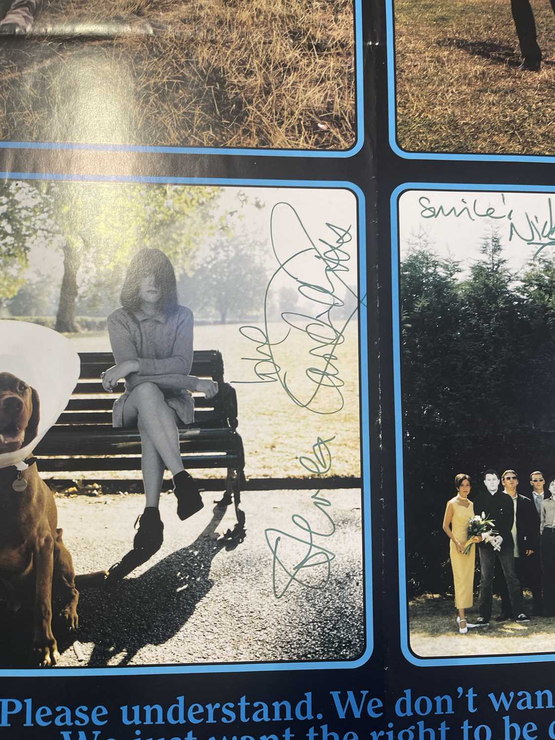 Lot 233 - PULP - A FULLY SIGNED 'DIFFERENT CLASS'