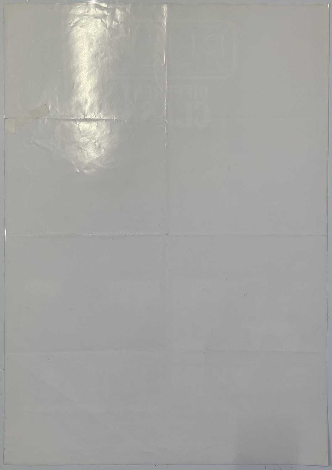 Lot 233 - PULP - A FULLY SIGNED 'DIFFERENT CLASS'