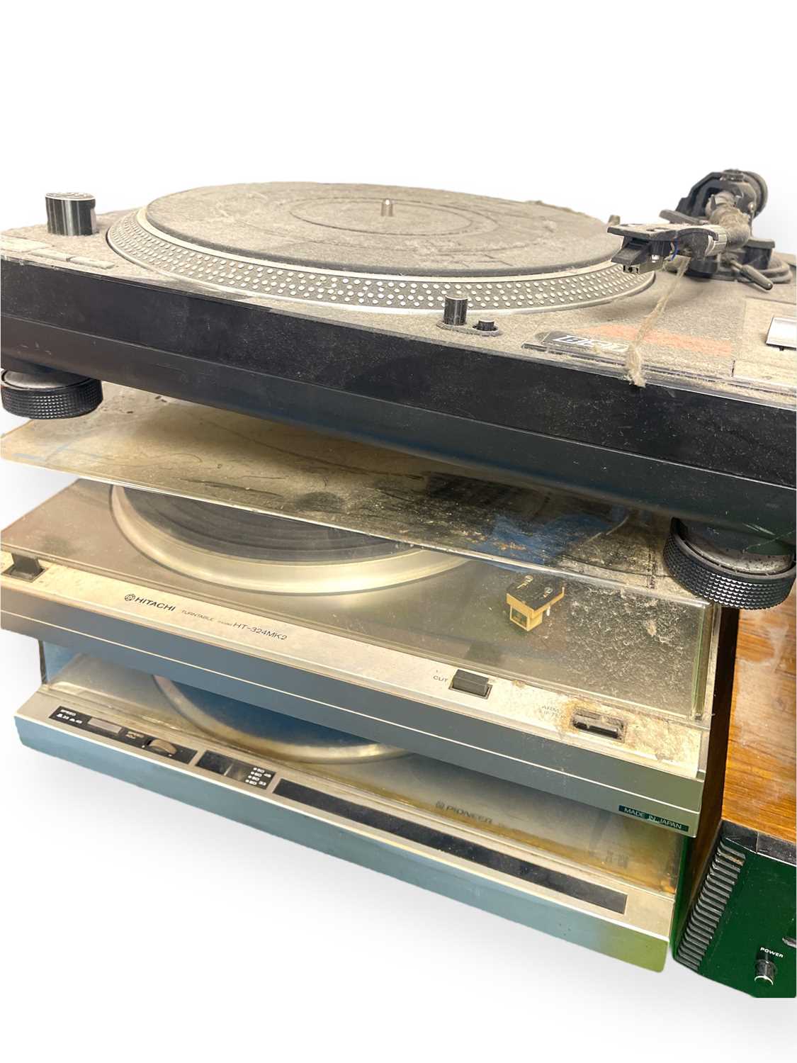 Lot 4 - HI-FI / AUDIO EQUIPMENT INC TURNTABLES