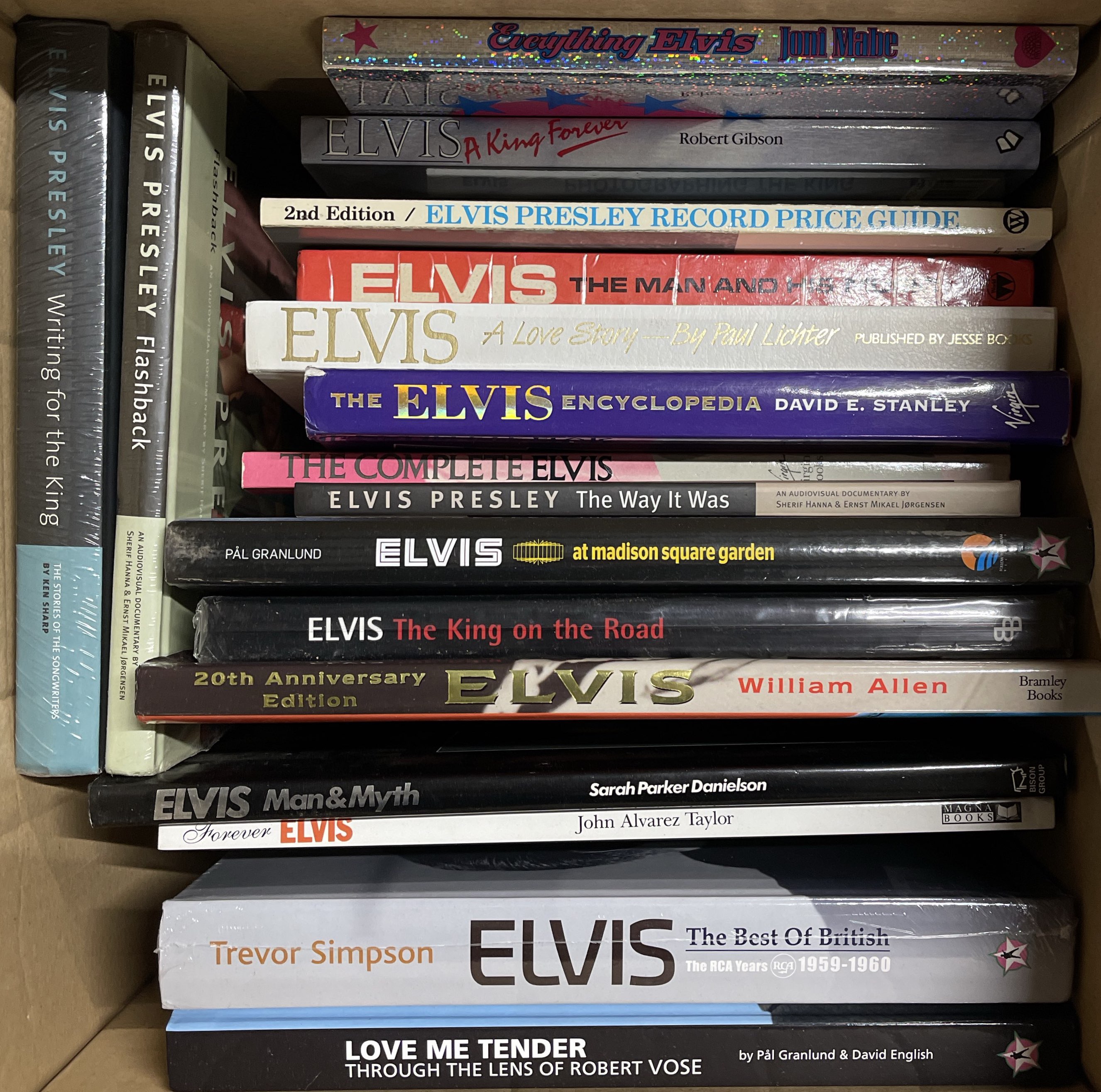Lot 280 - ELVIS PRESLEY - COLLECTABLE BOOKS INC SOME