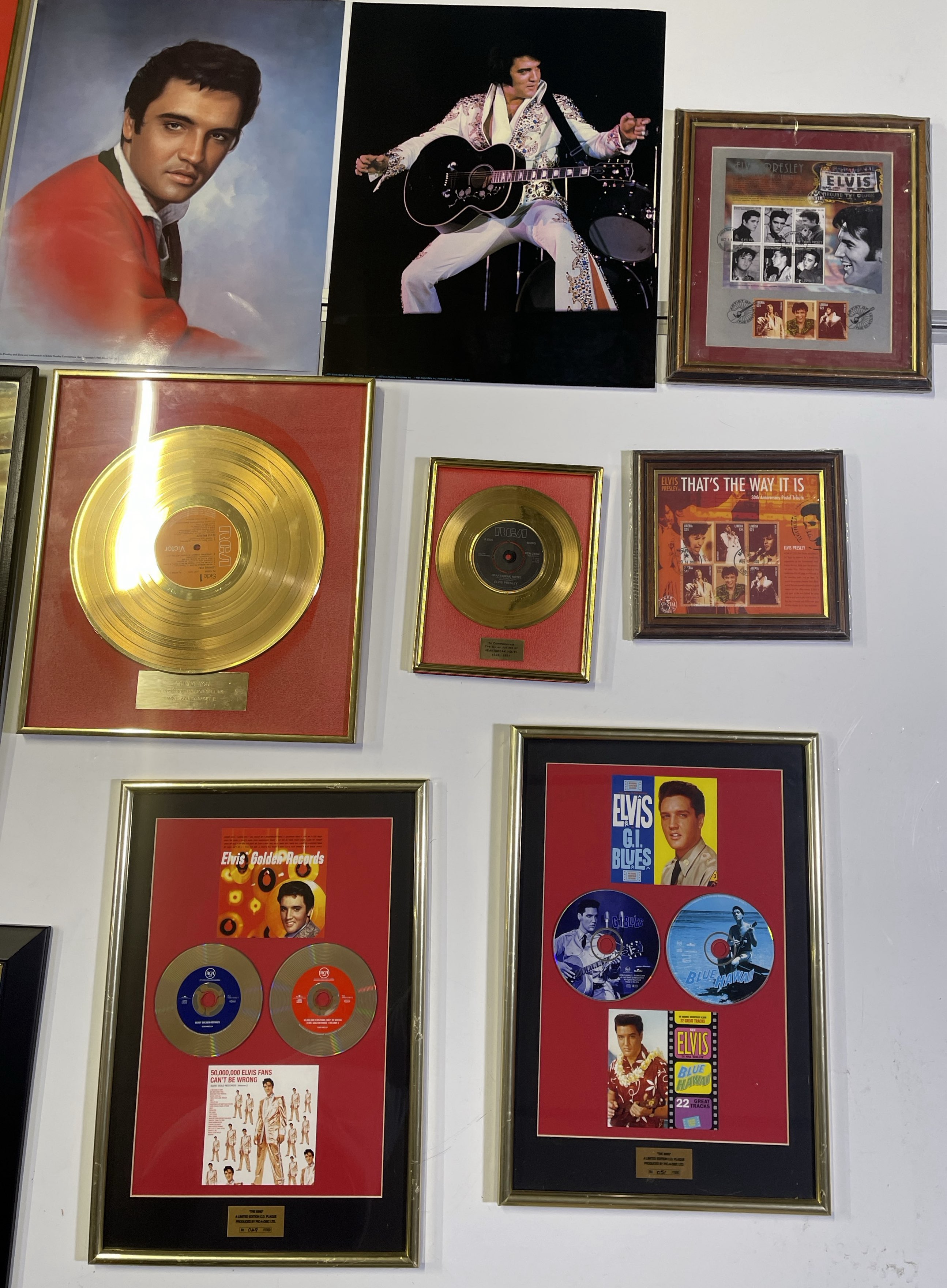 Lot 288 - ELVIS PRESLEY - FRAMED ITEMS INC ORIGINAL